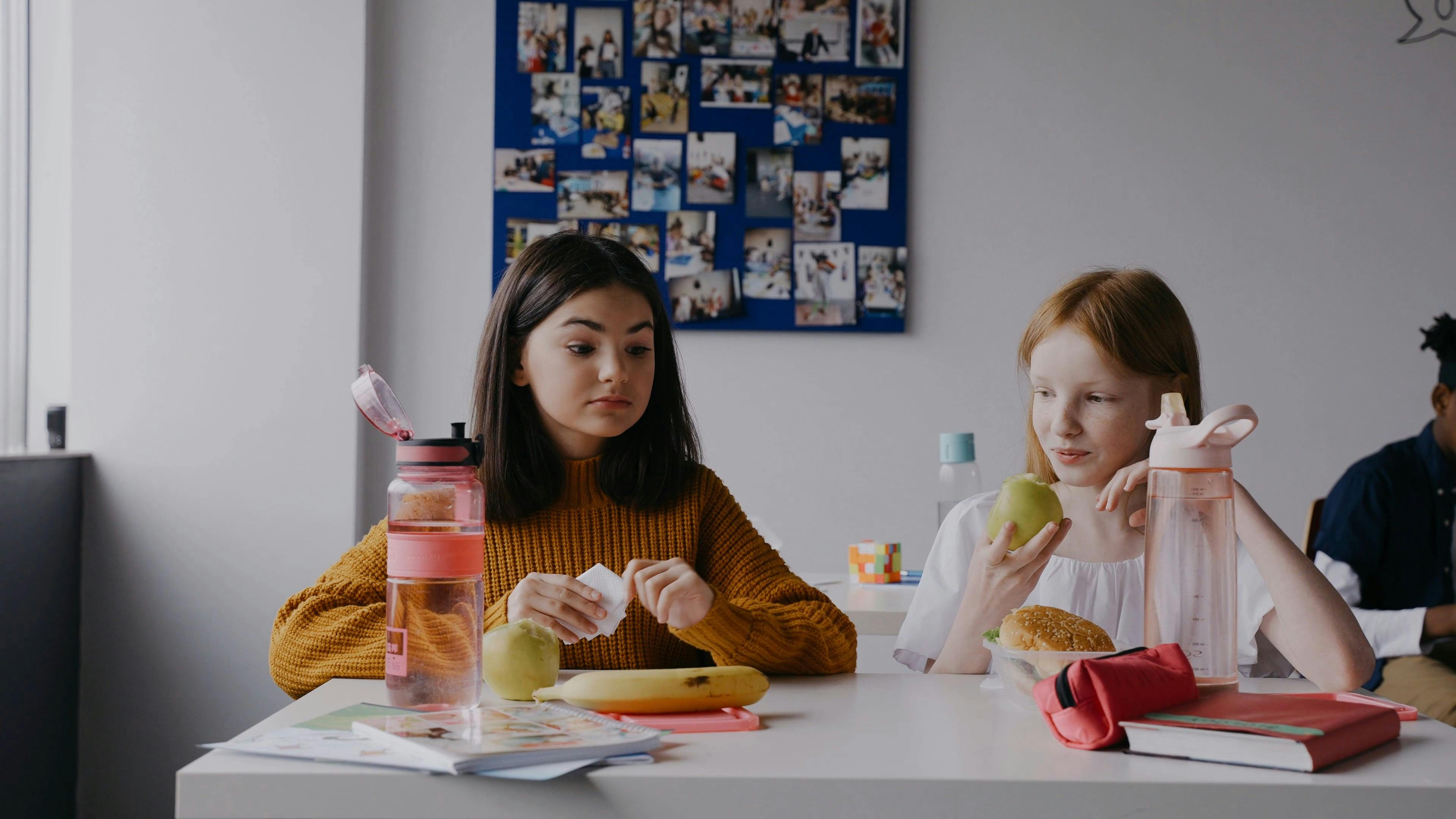 Student Eating Burger Videos, Download The BEST Free 4k Stock Video ...