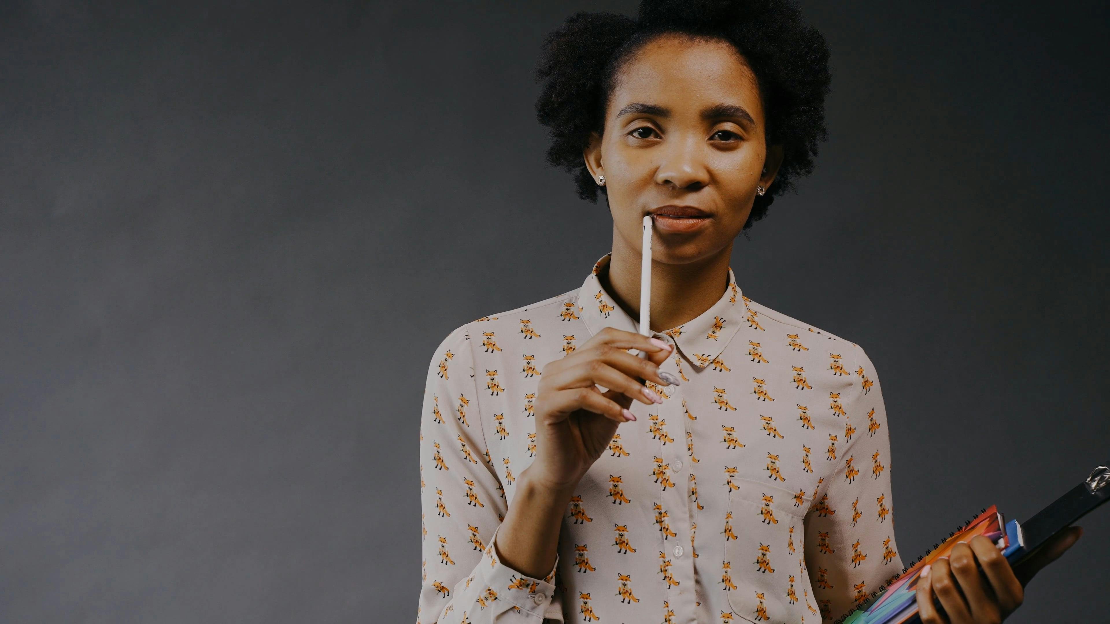 Lip Reading Videos, Download The BEST Free 4k Stock Video Footage & Lip ...