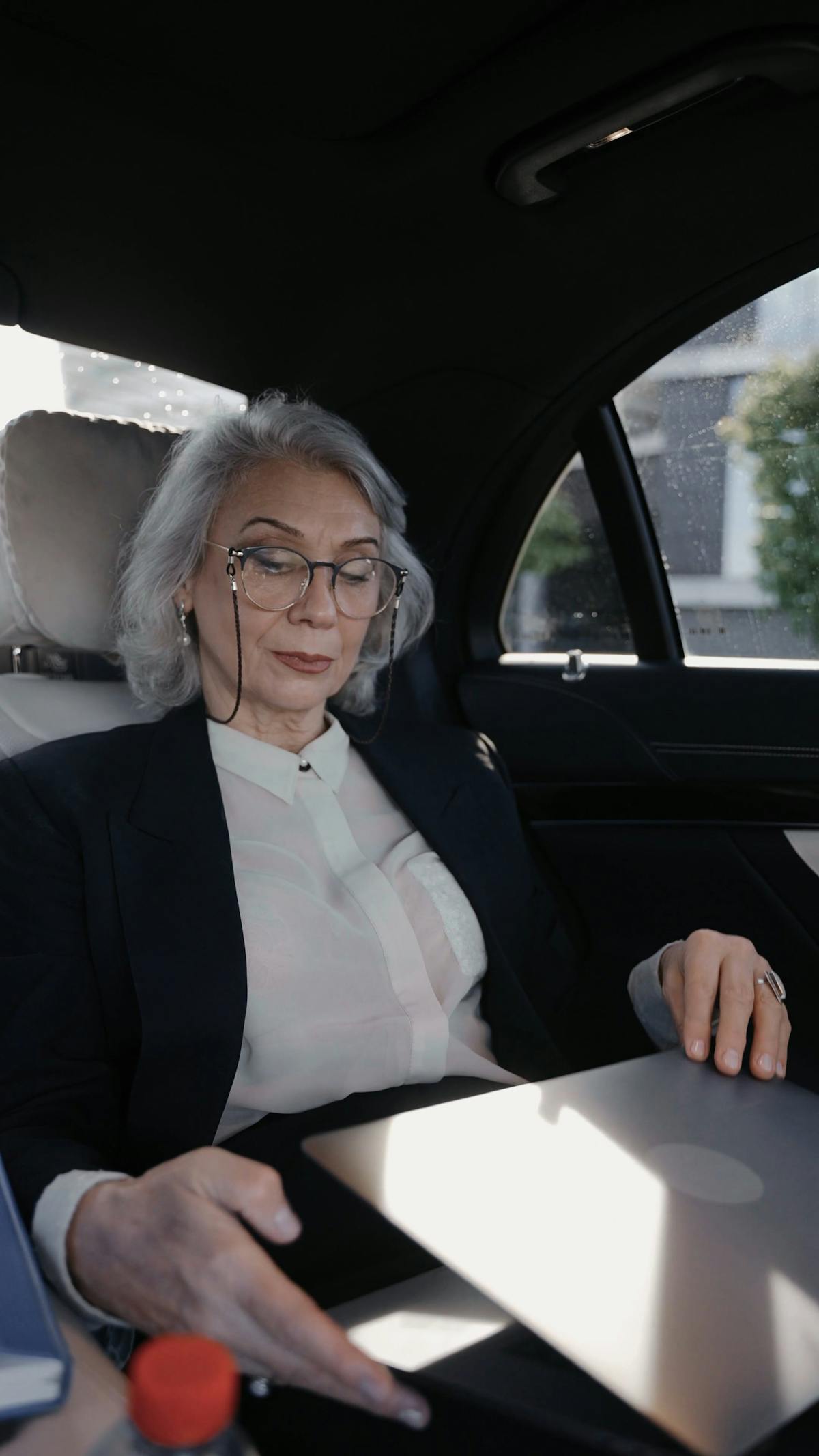 Woman Getting Out Of Car Videos, Download The BEST Free 4k Stock Video ...