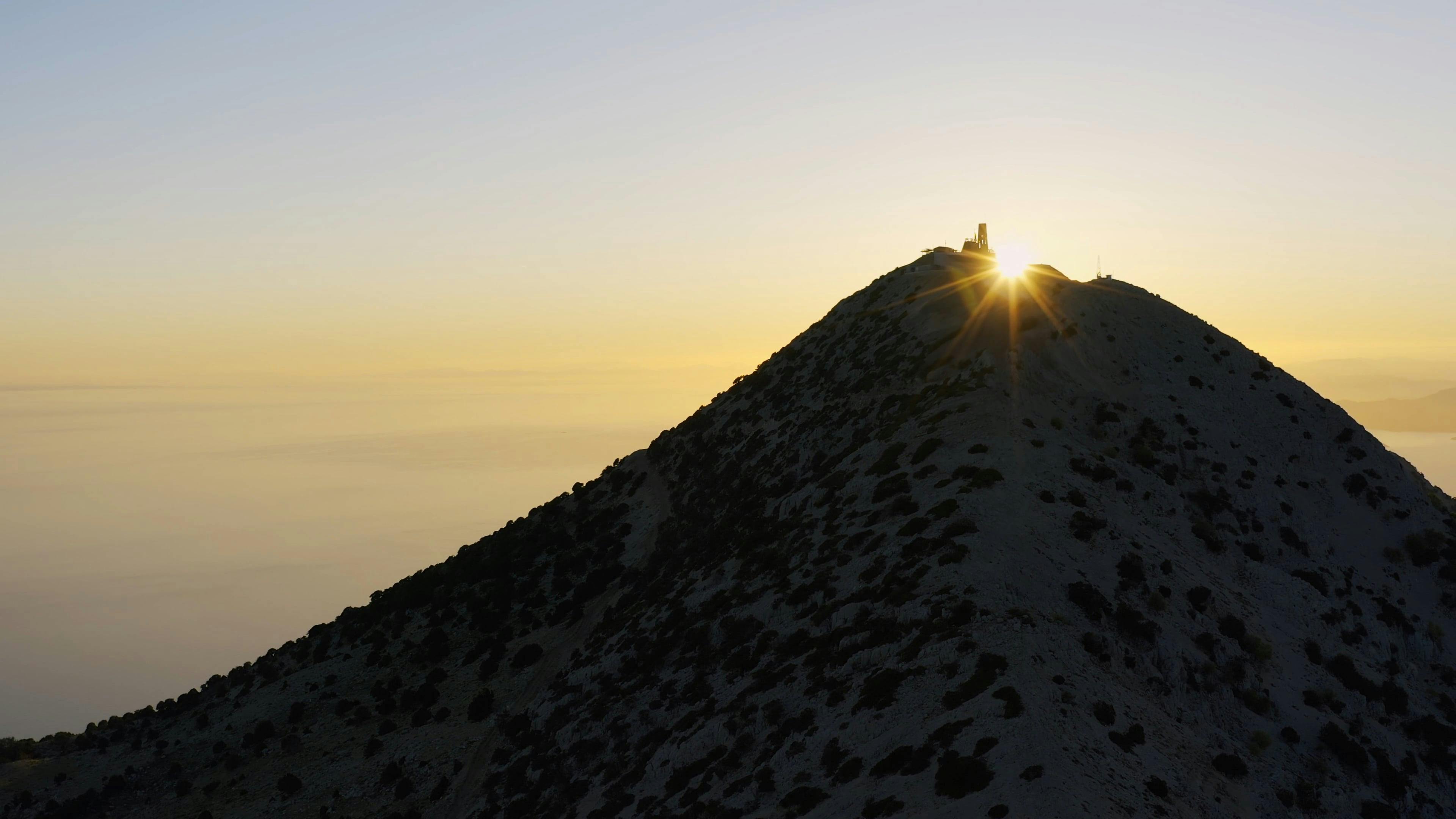 Top Of Mountain Videos, Download The BEST Free 4k Stock Video Footage ...