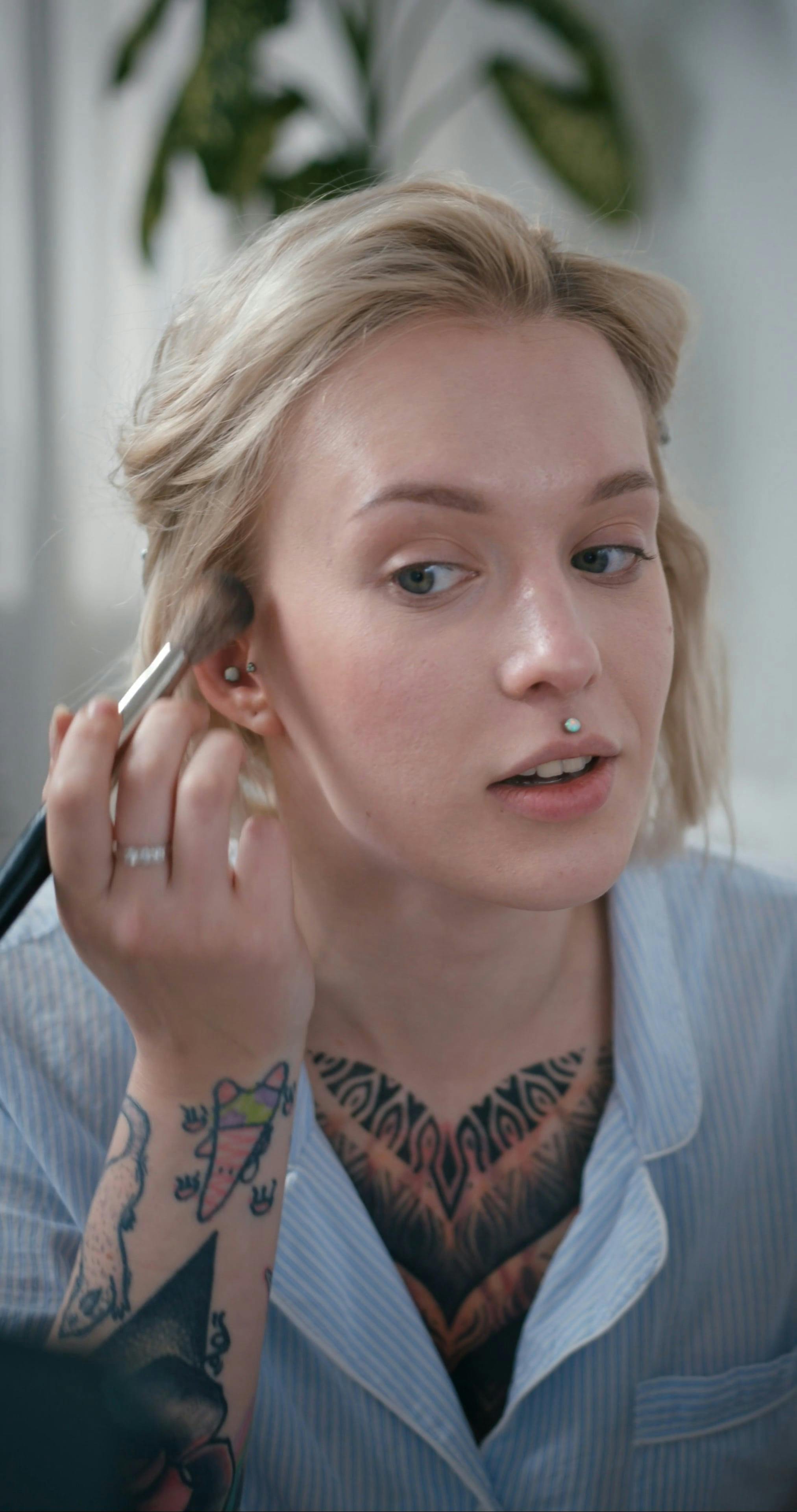 Get Ready With Me Videos, Download The BEST Free 4k Stock Video Footage & Get Ready With Me HD ...