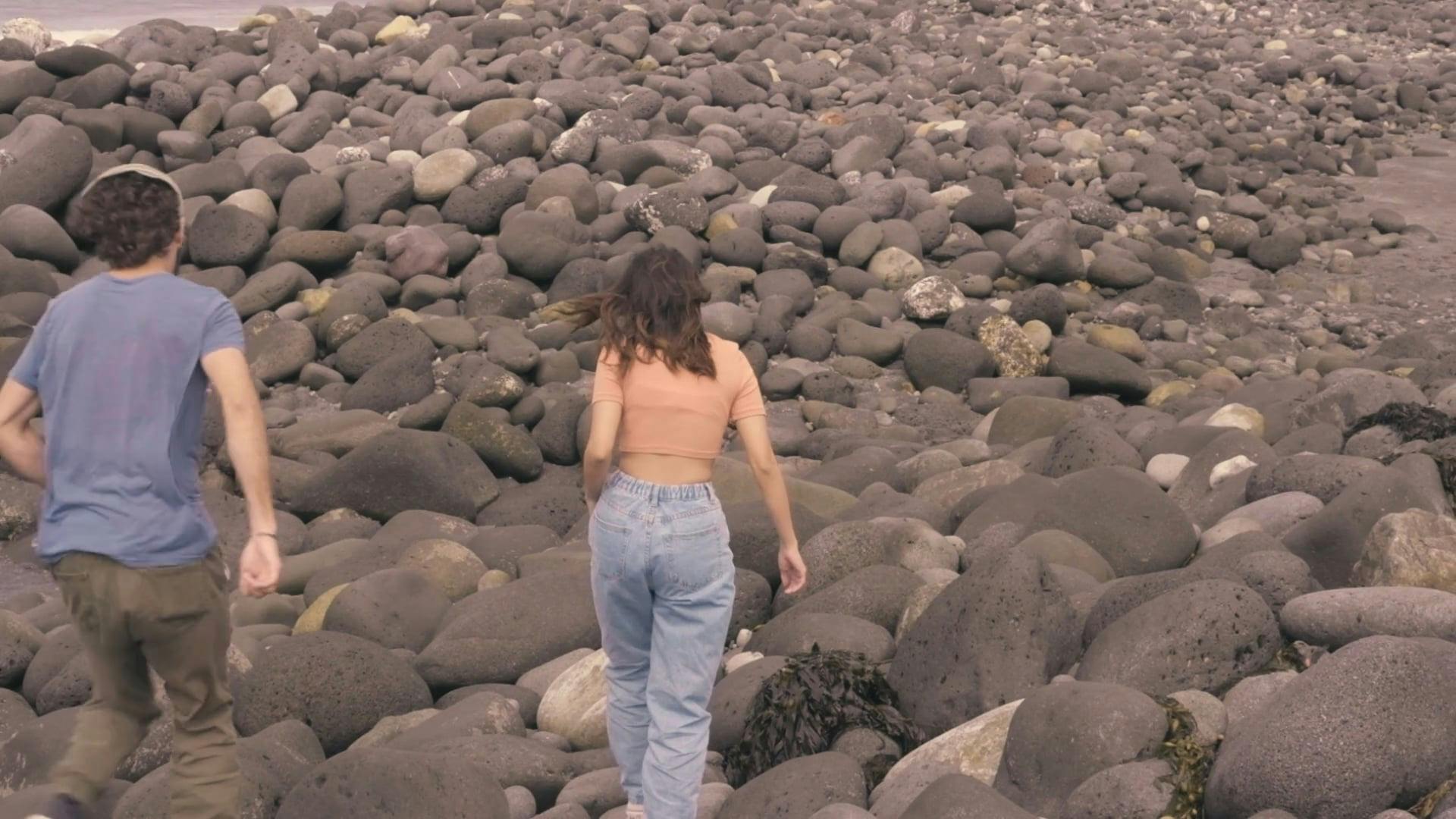 Beach Couple Video Videos, Download The BEST Free 4k Stock Video ...