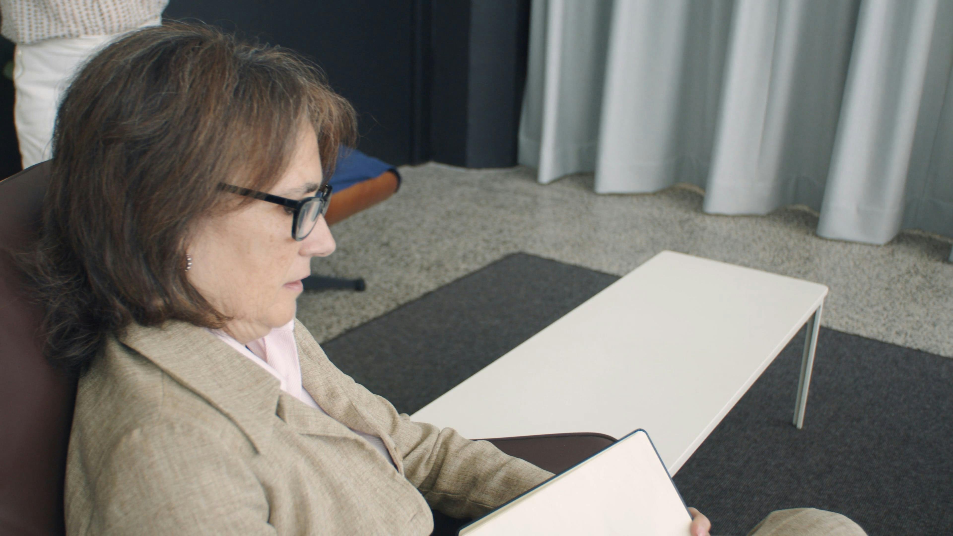 A Female Doctor Conducting a Rorschach Test · Free Stock Video