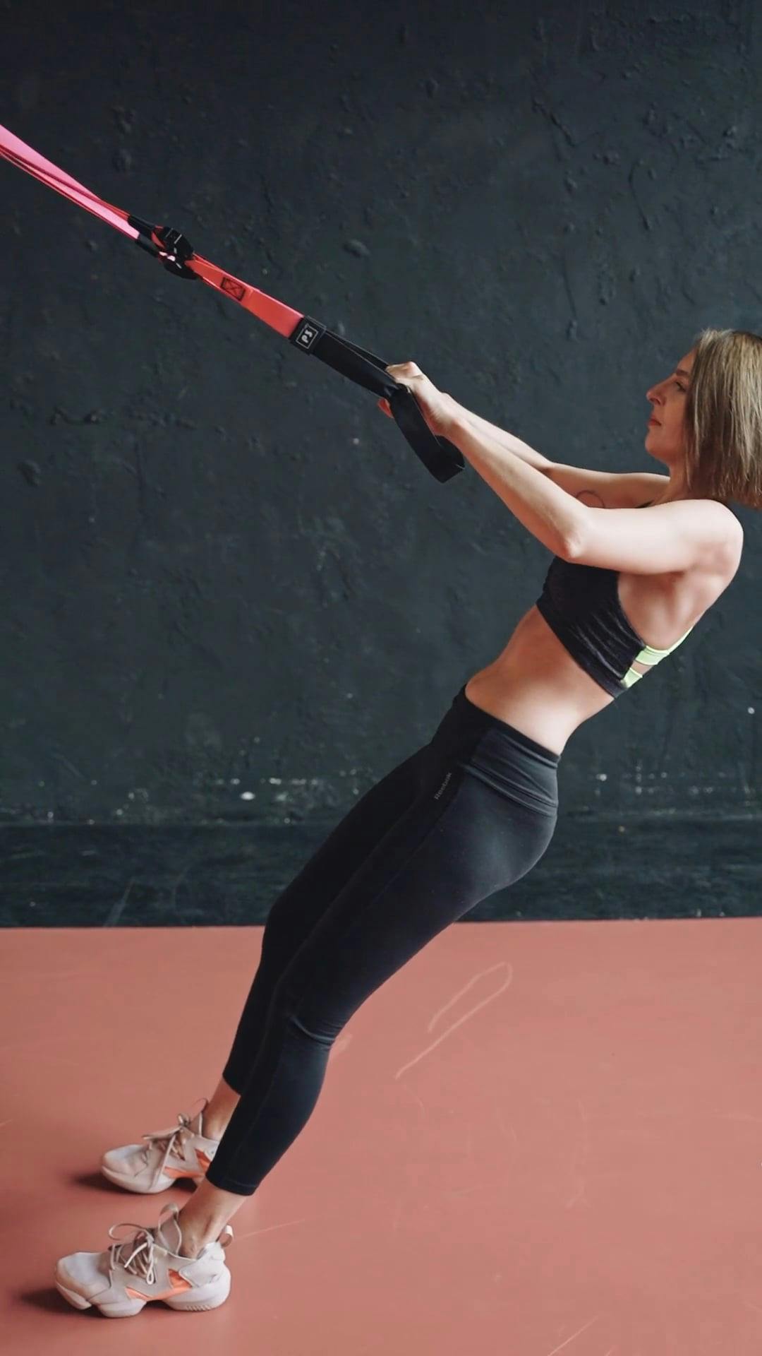 Car Pulling Up Videos, Download The BEST Free 4k Stock Video Footage ...