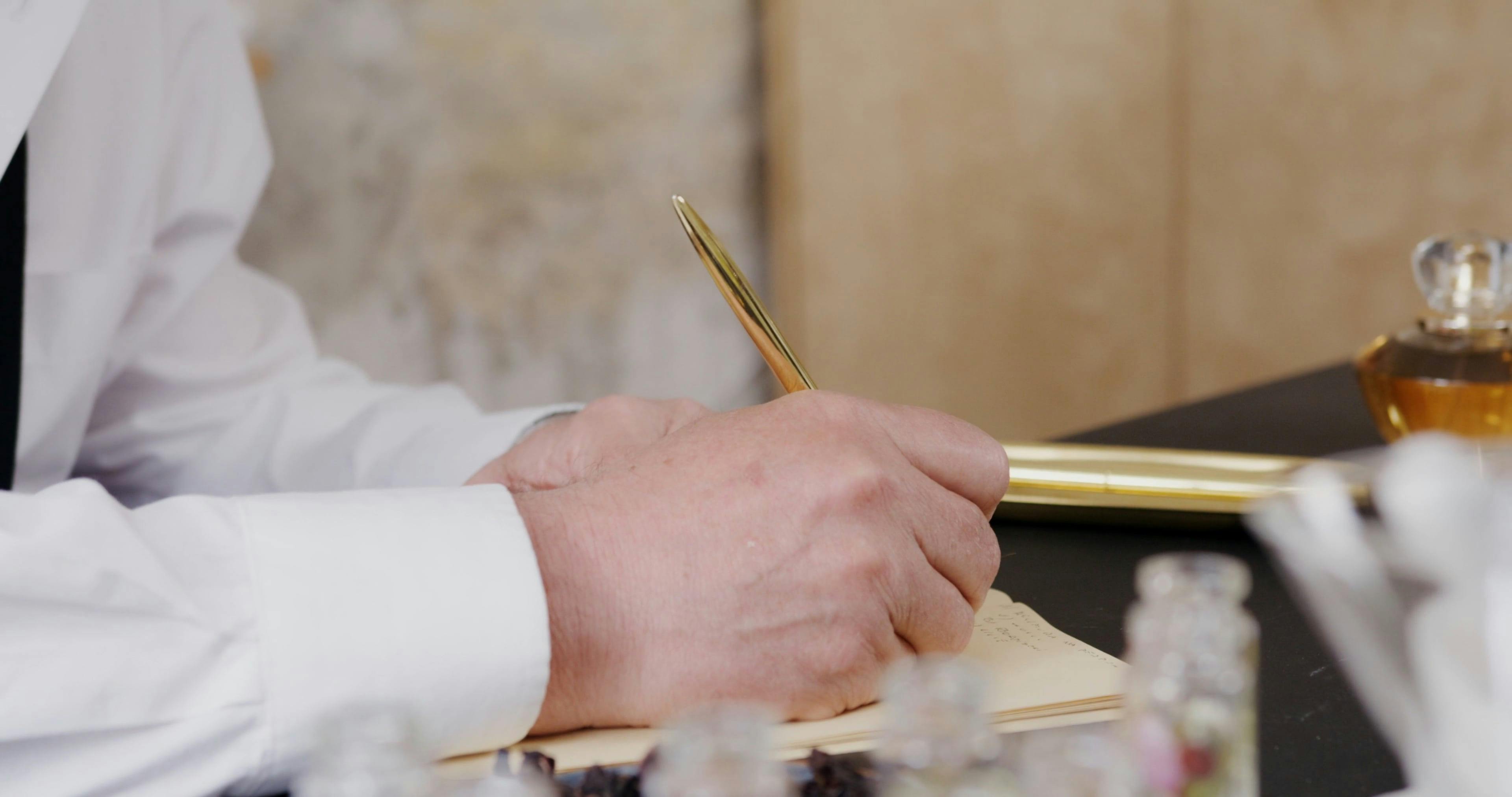 Luxury Journaling Videos, Download The BEST Free 4k Stock Video Footage ...