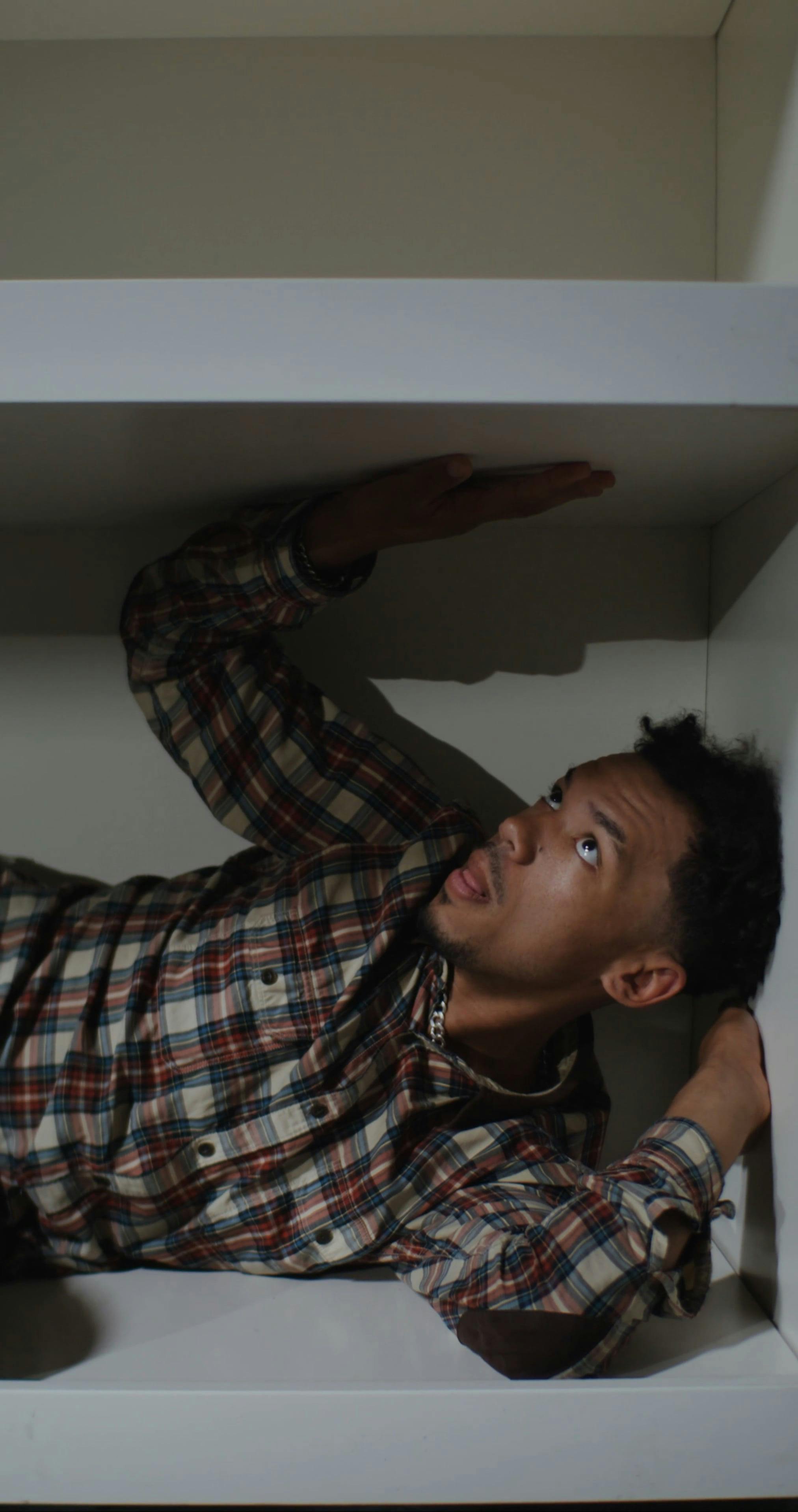 Vídeos de stock gratuitos sobre adentro, adulto, agitación, aislado ...