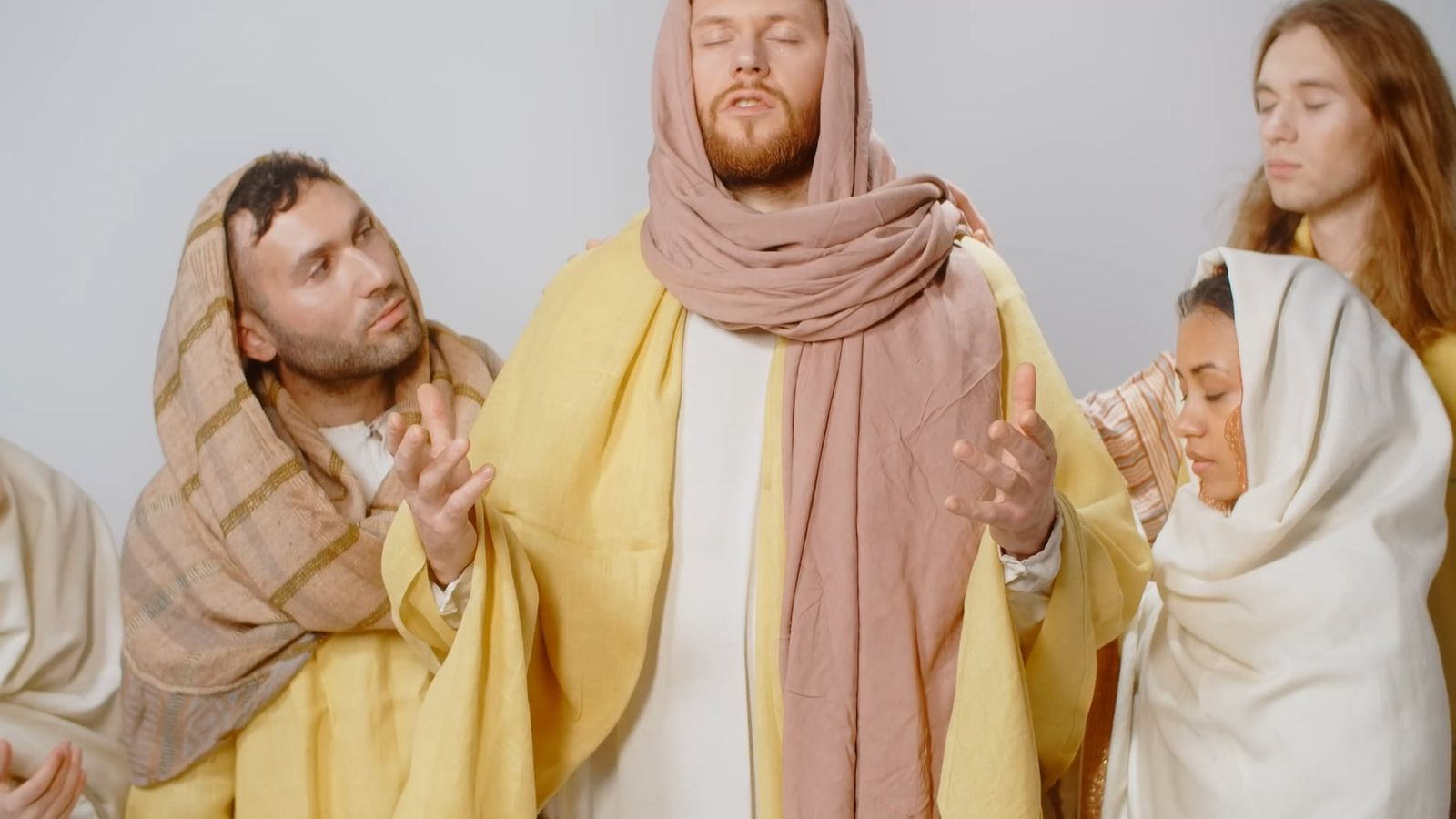 People Praying In Church Videos, Download The BEST Free 4k Stock Video ...