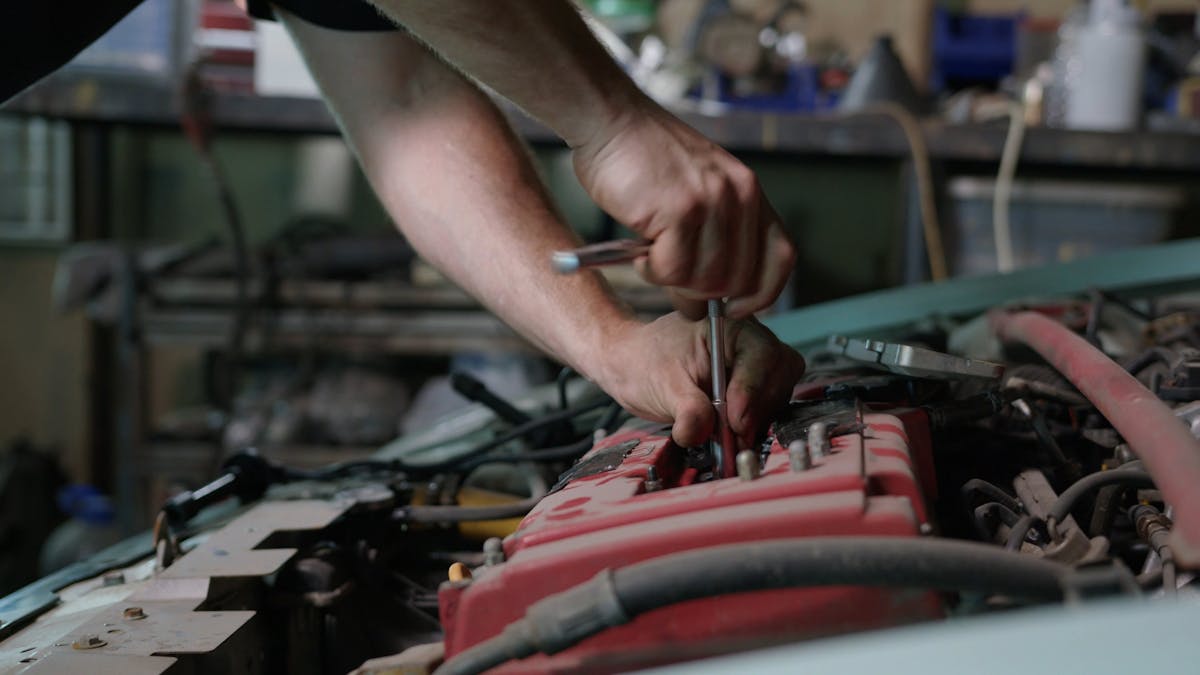 Car Oil Change Videos, Download The BEST Free 4k Stock Video Footage ...