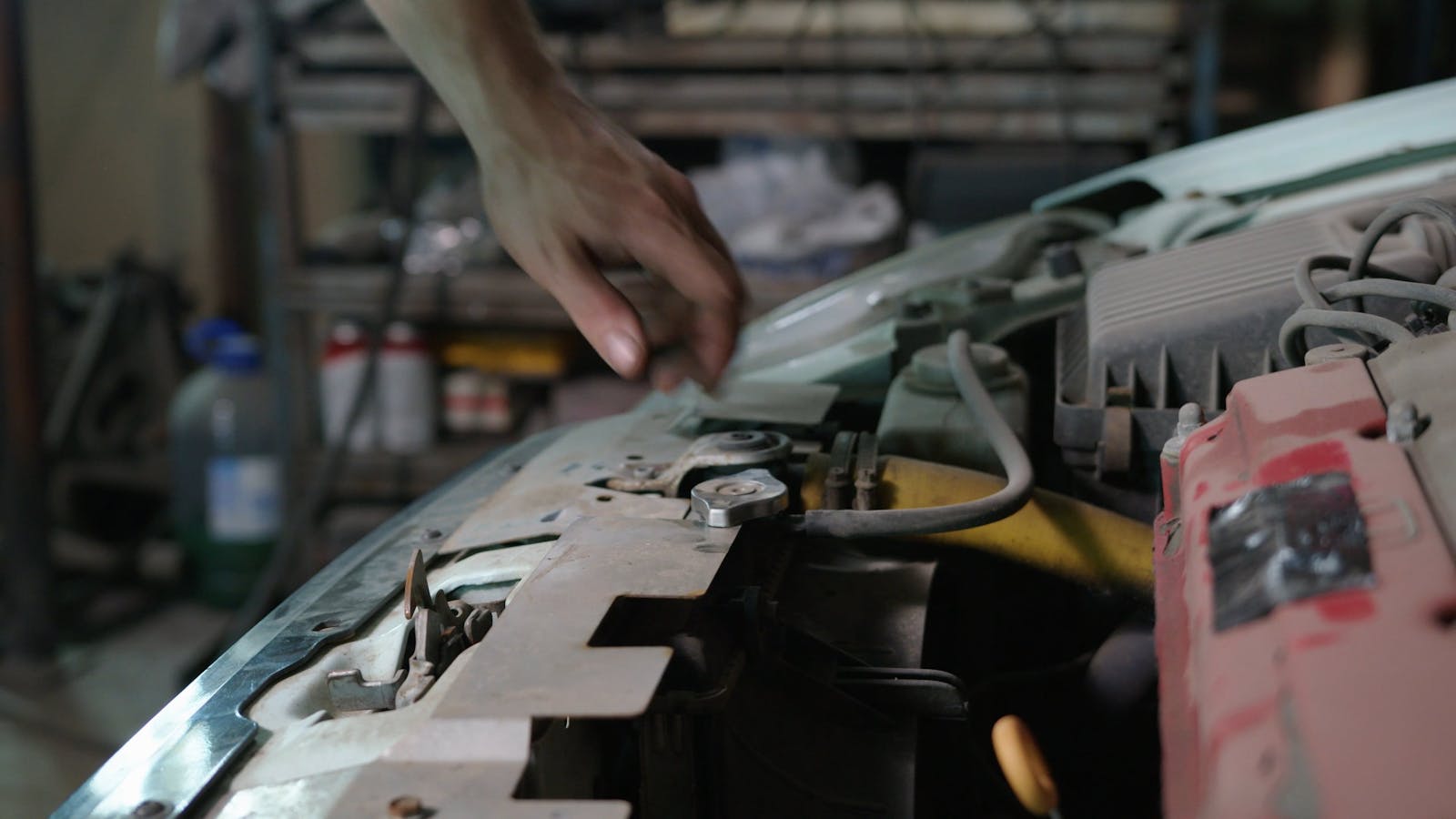 Car Breakdown Videos, Download The BEST Free 4k Stock Video Footage ...