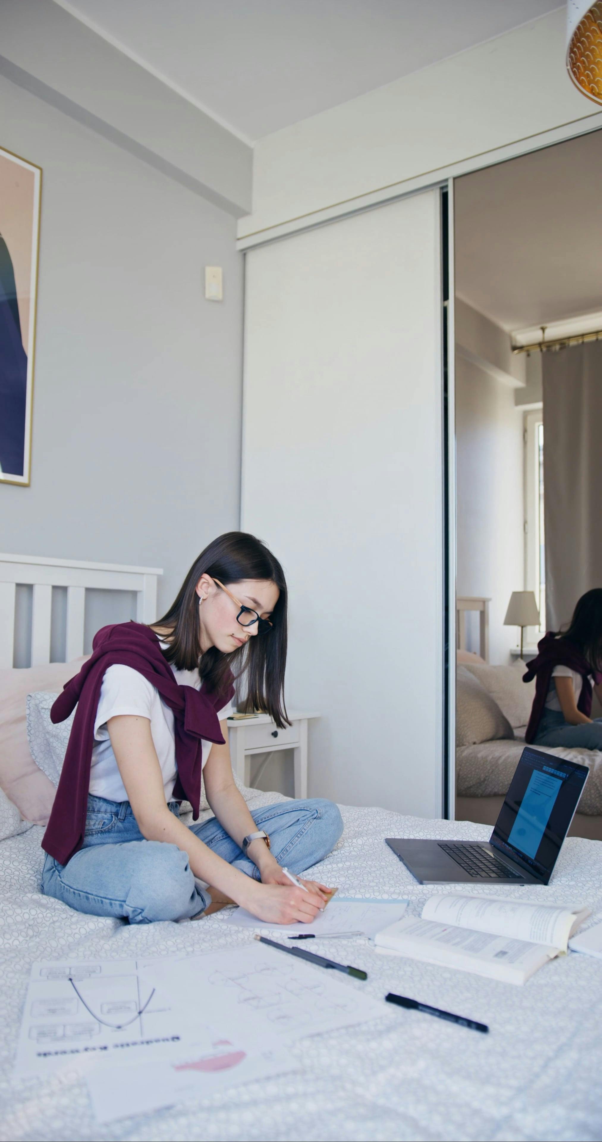 Virtual Homework Videos, Download The BEST Free 4k Stock Video Footage ...