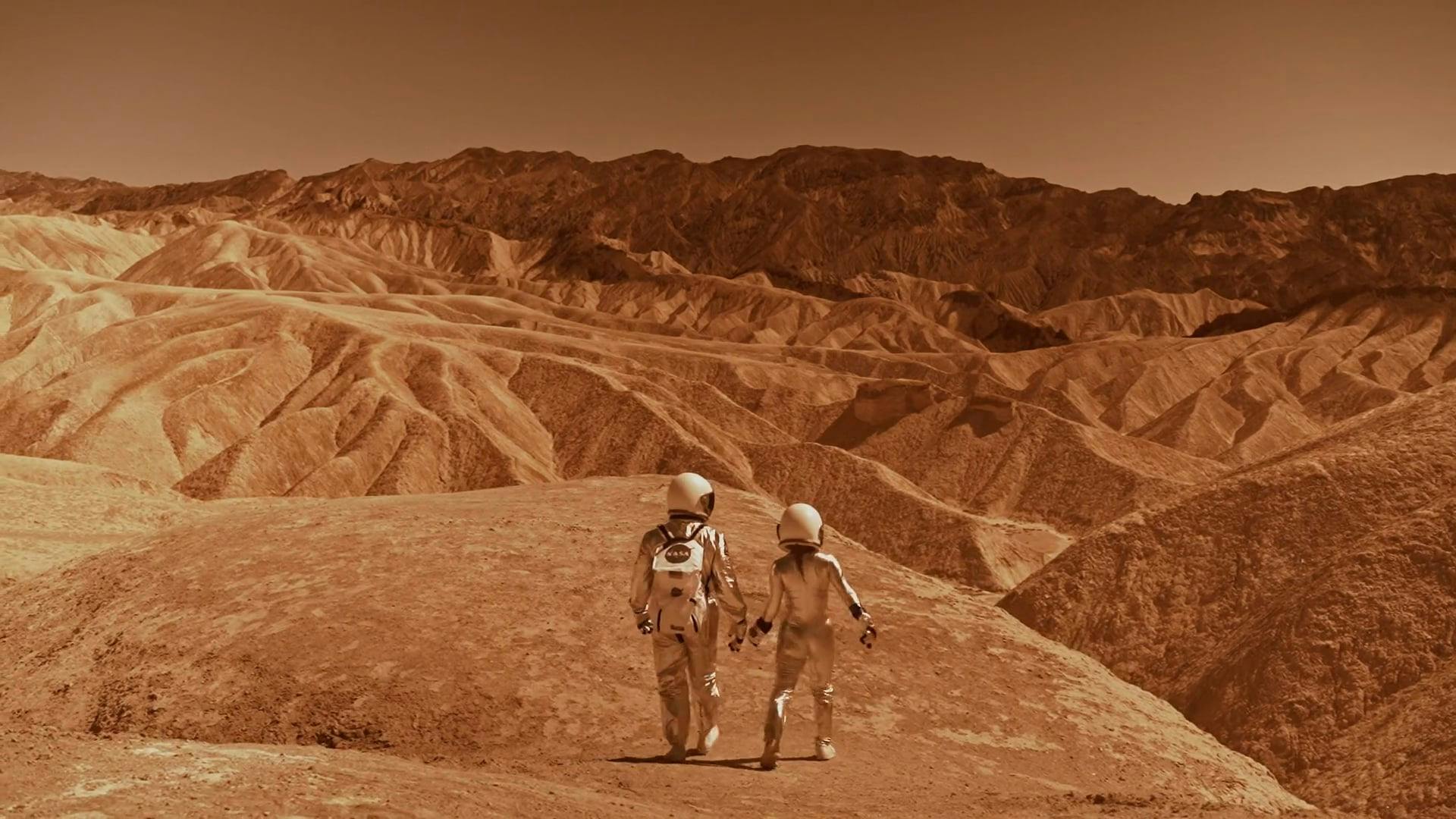Astronauts Walking on Mars · Free Stock Video