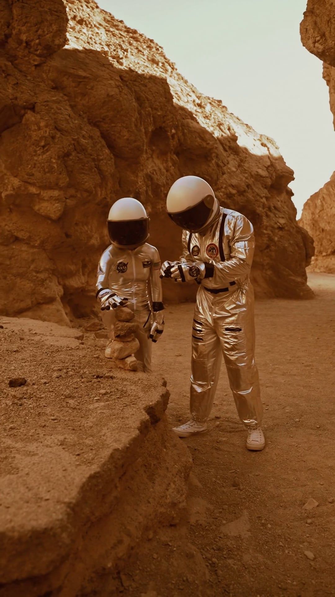 Aliens Videos, Download The BEST Free 4k Stock Video Footage & Aliens ...