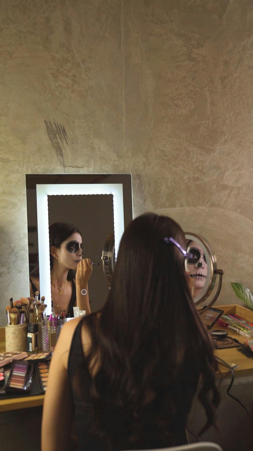 Saber Lady Liners Videos, Download The BEST Free 4k Stock Video Footage ...