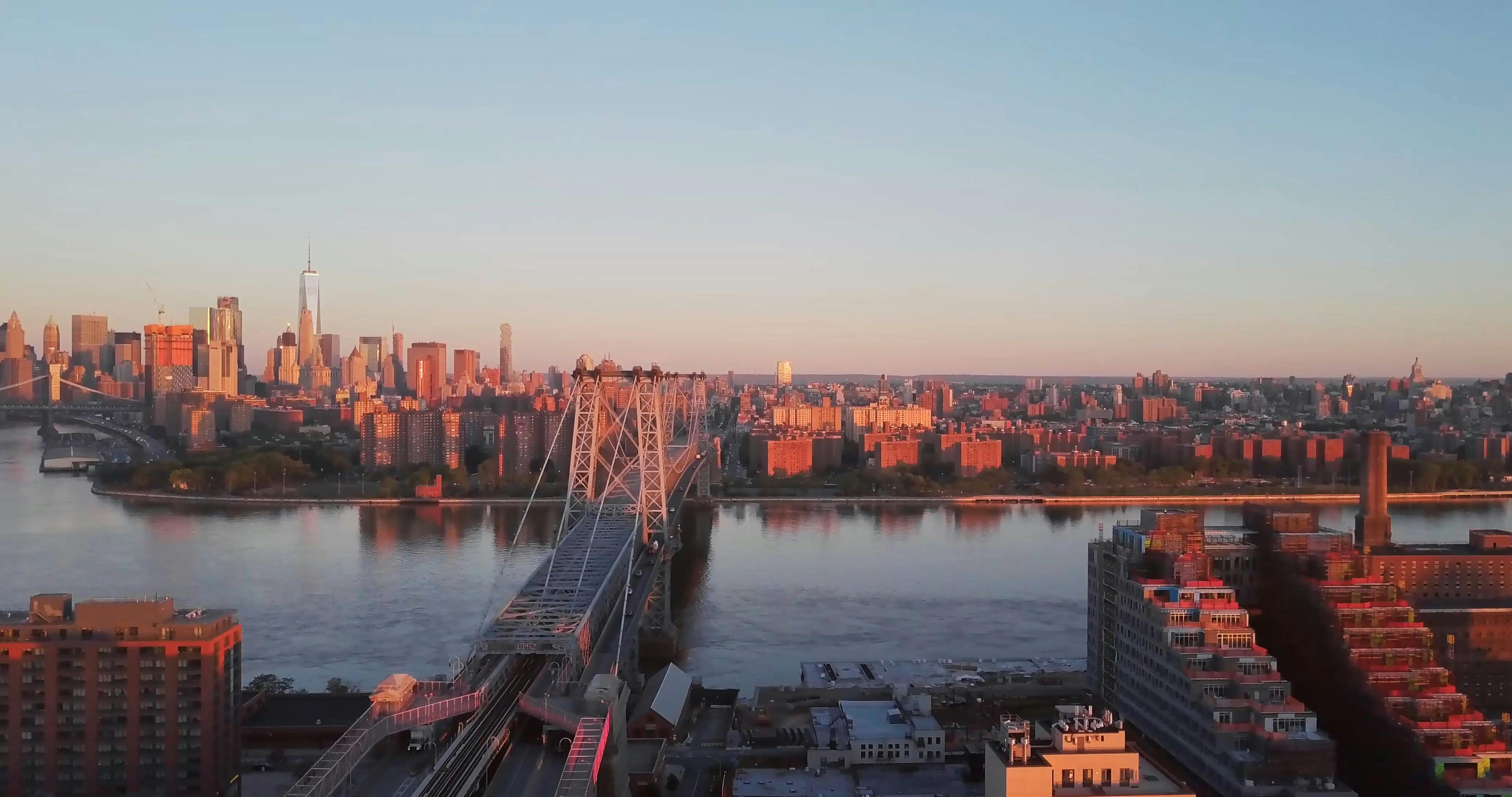 Drone Footage of the East River · Free Stock Video
