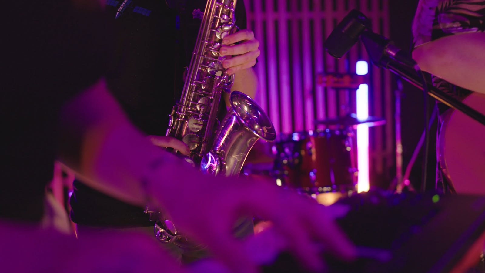 Pop Music Videos, Download The BEST Free 4k Stock Video Footage & Pop ...