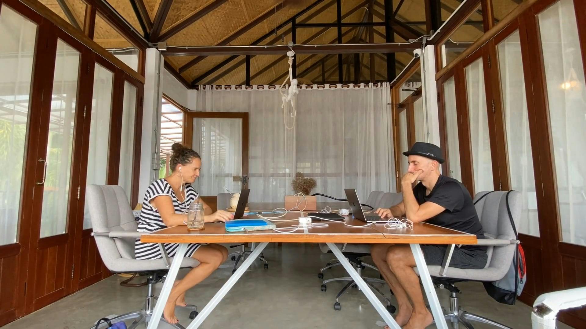 Boy Employee In The Office Videos, Download The BEST Free 4k Stock ...