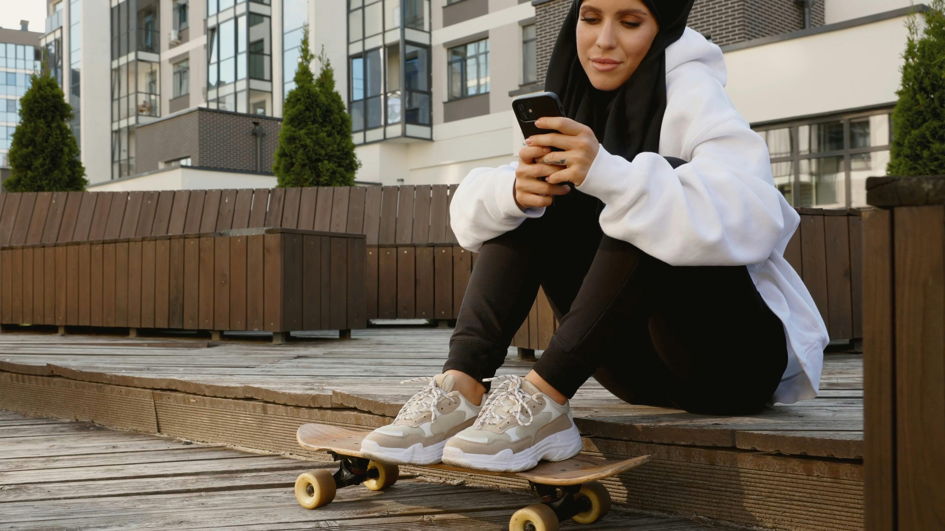 Cloud Platforms For Digital Addveriy Videos, Download The BEST Free 4k ...