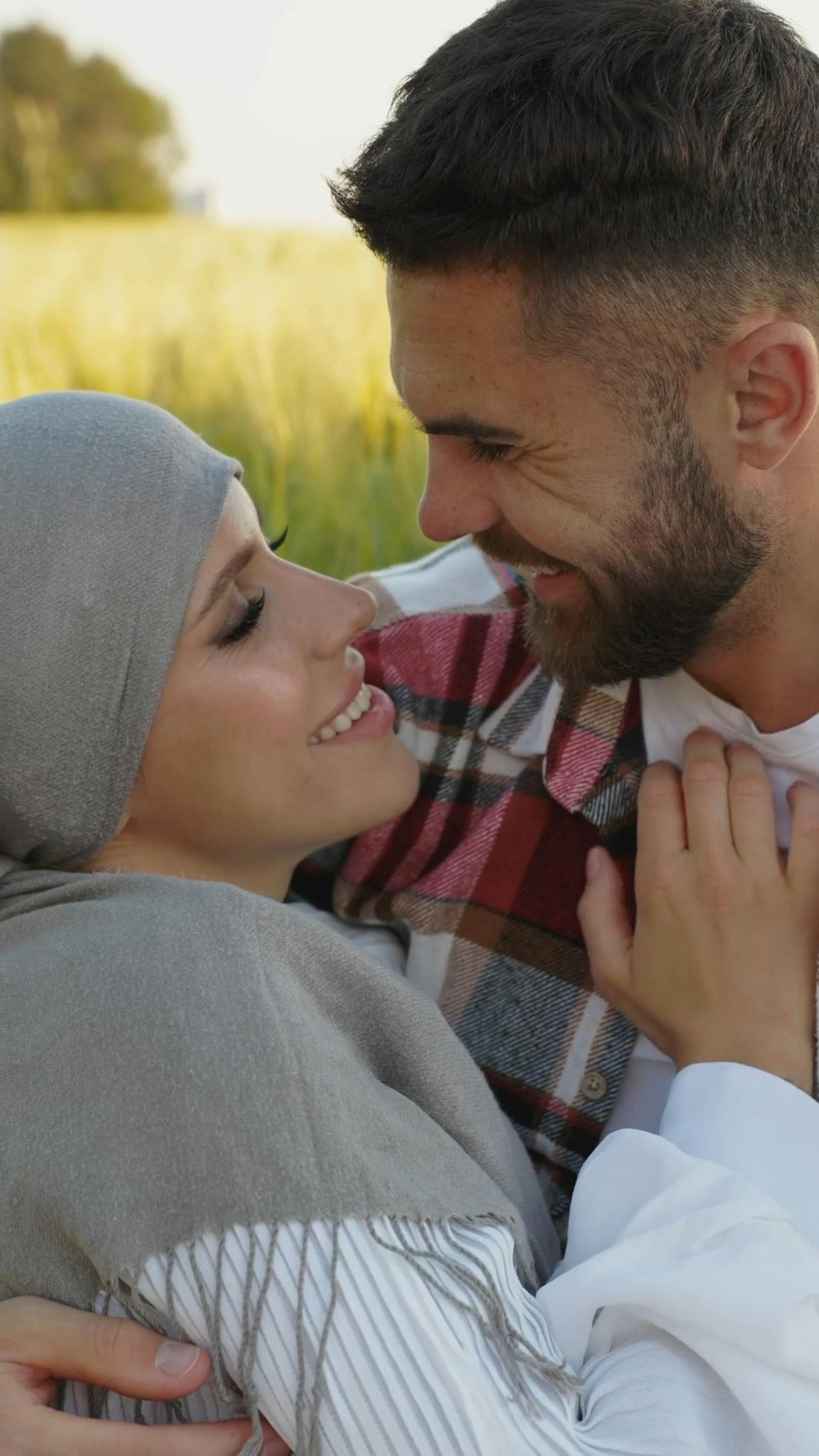 Couple Embrace Videos, Download The BEST Free 4k Stock Video Footage ...