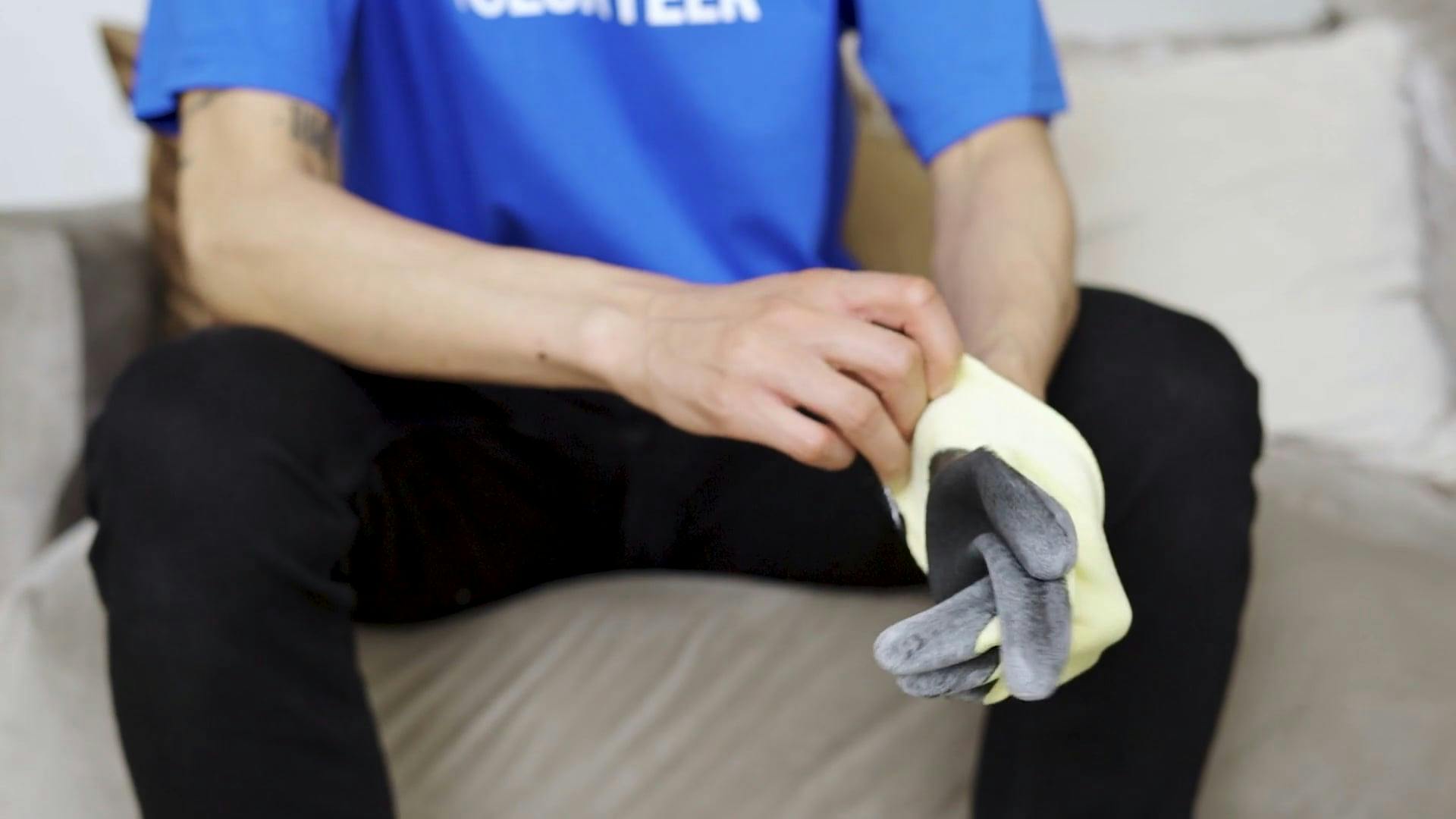 Helpful Face Videos, Download The BEST Free 4k Stock Video Footage ...