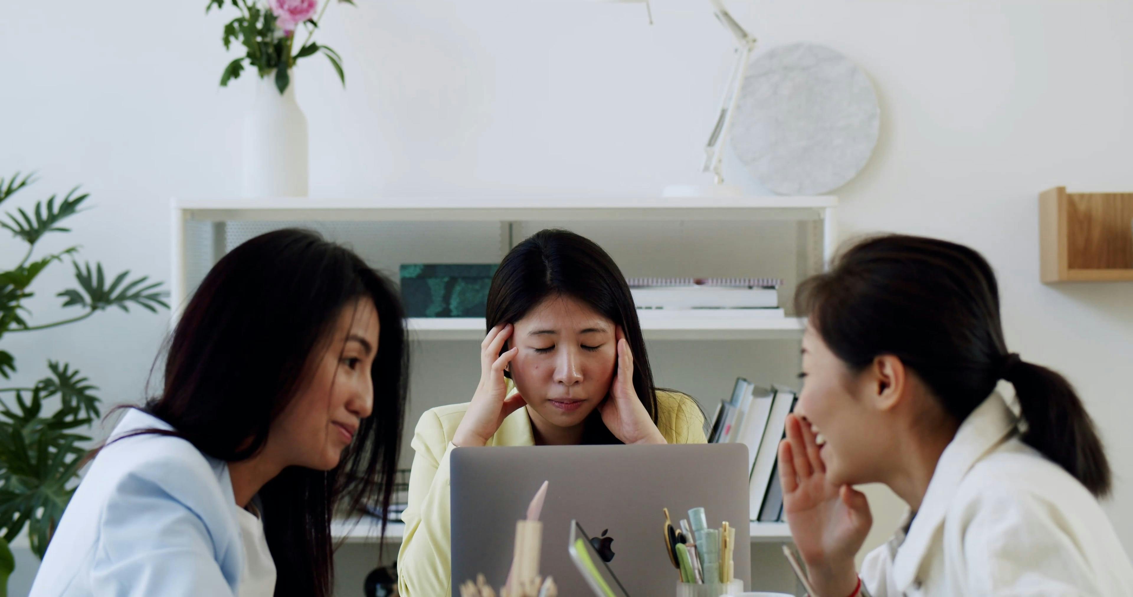 People Whisper In Ears Videos, Download The BEST Free 4k Stock Video ...