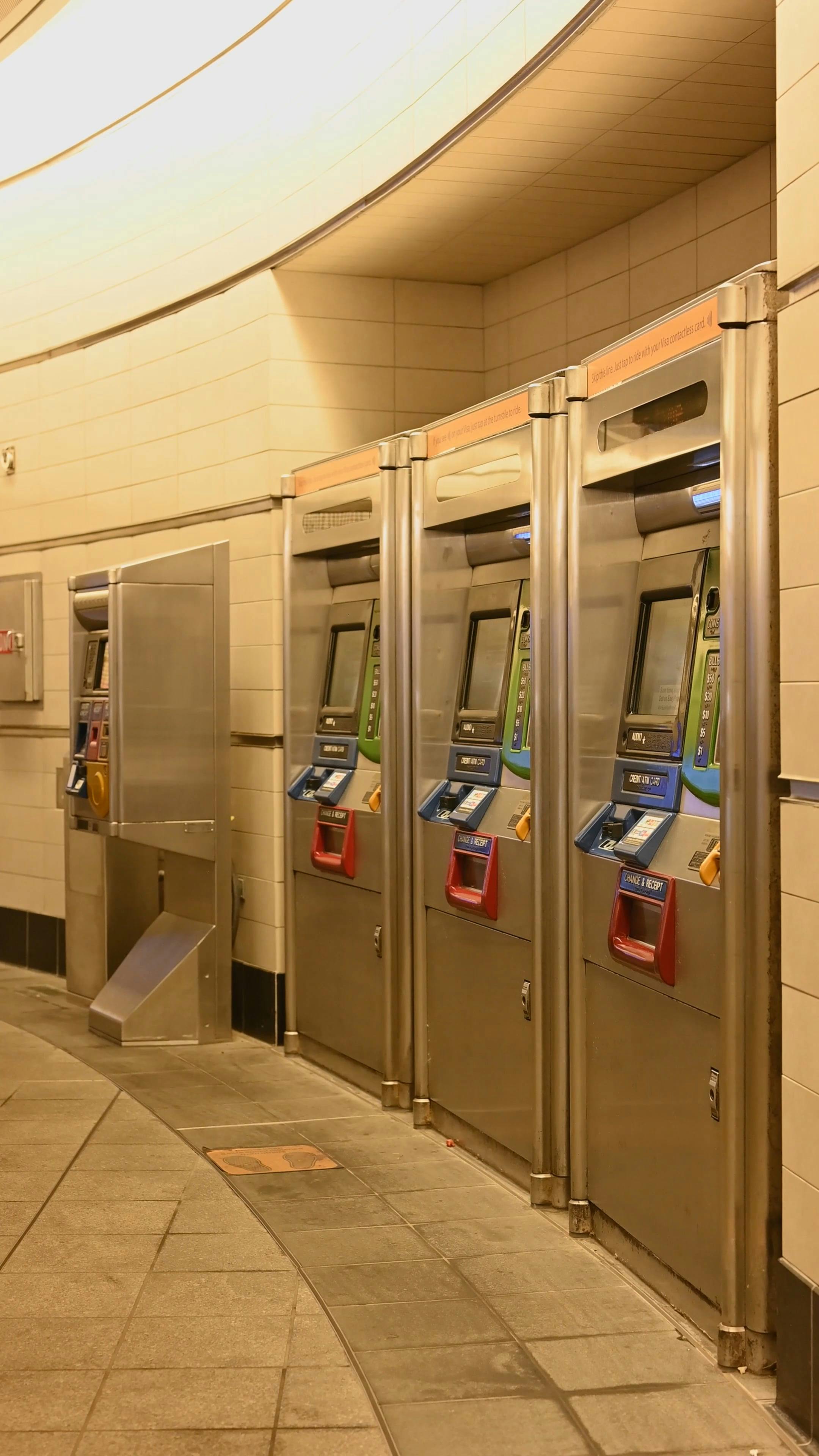 Man At Atm Videos, Download The BEST Free 4k Stock Video Footage & Man ...