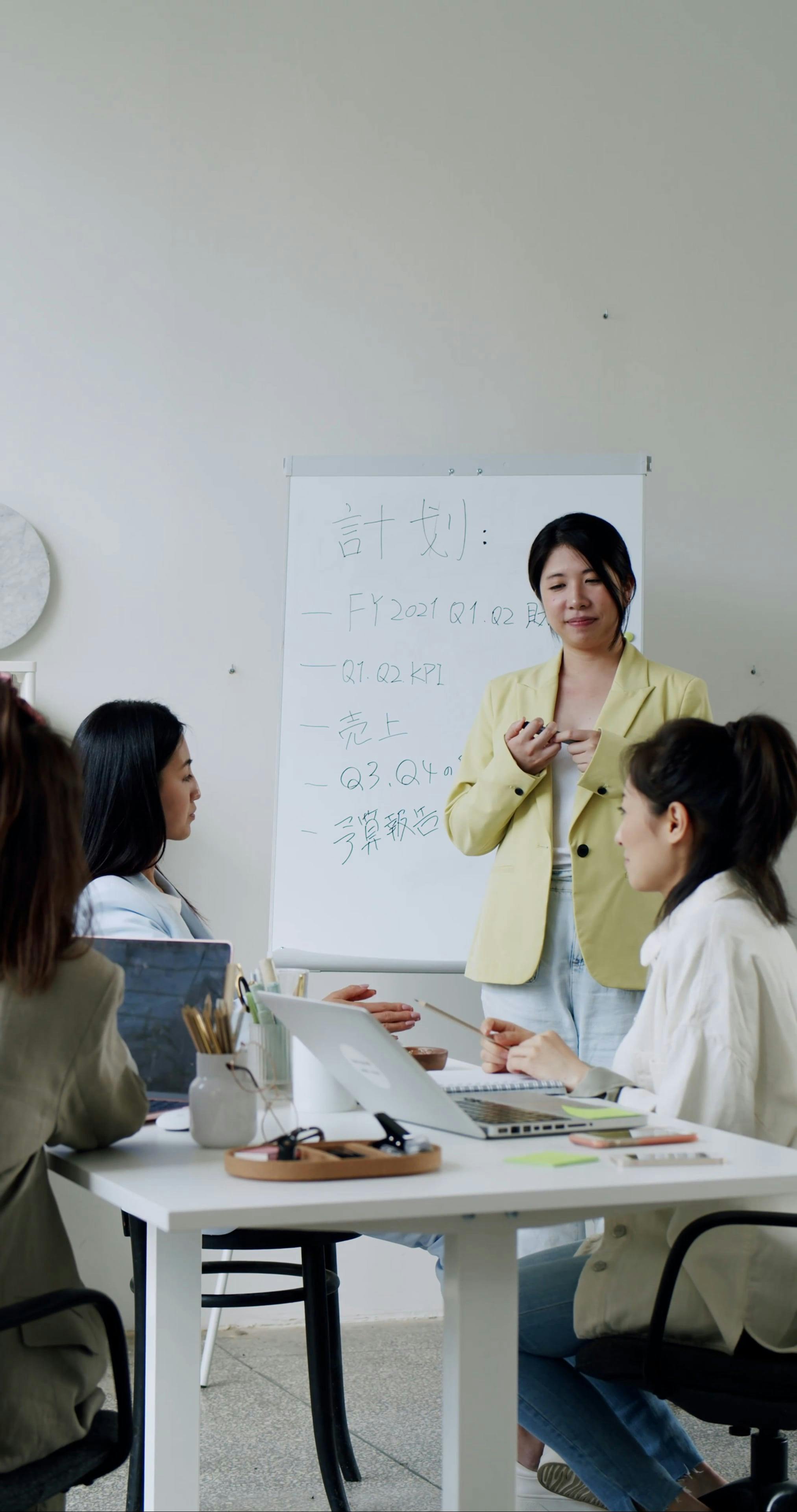 Business Lecture Videos, Download The BEST Free 4k Stock Video Footage ...