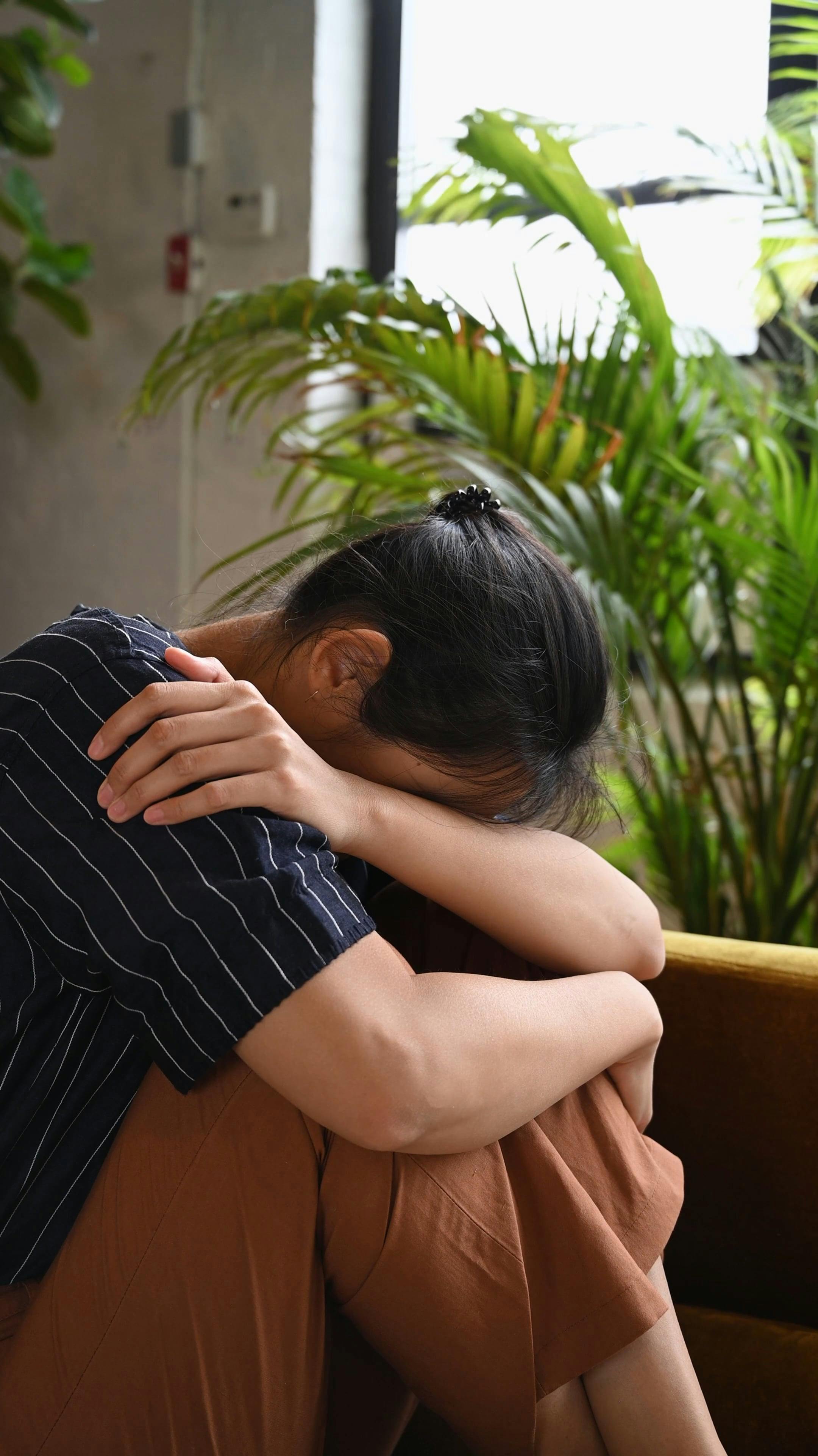 Self Hug Videos, Download The BEST Free 4k Stock Video Footage & Self ...