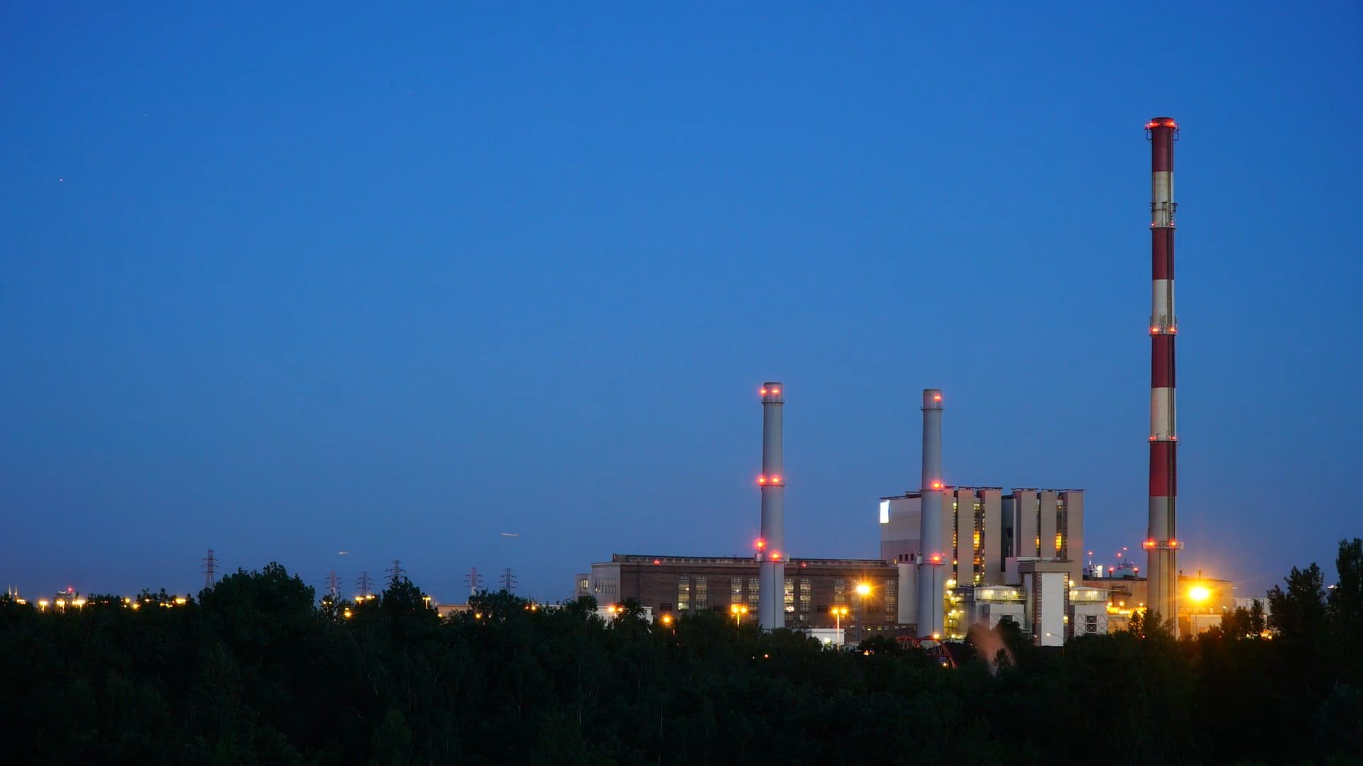 Factory At Night · Free Stock Video