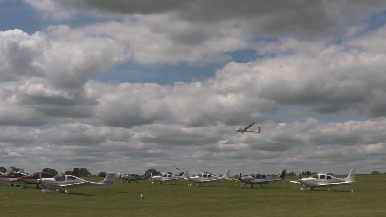 Cirrus Aircrafts Videos, Download The BEST Free 4k Stock Video Footage ...