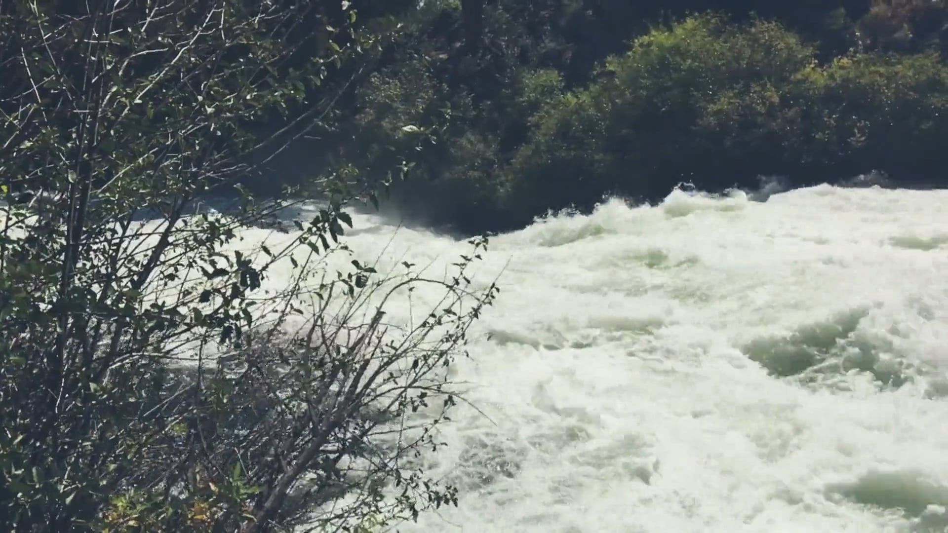 Video Des Fließenden Flusses · Kostenloses Stock-Video