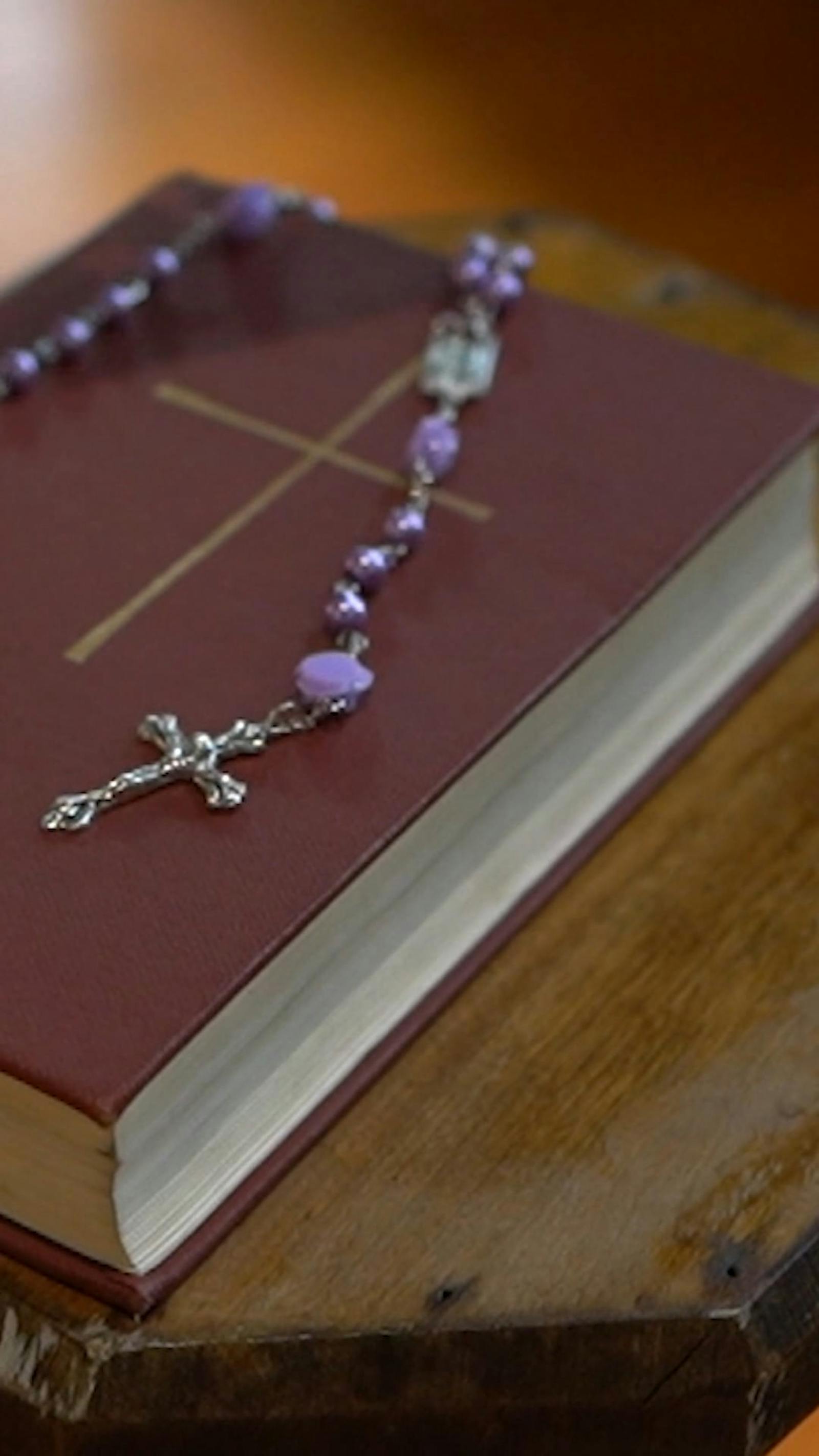 Beads Videos, Download The BEST Free 4k Stock Video Footage & Beads HD ...