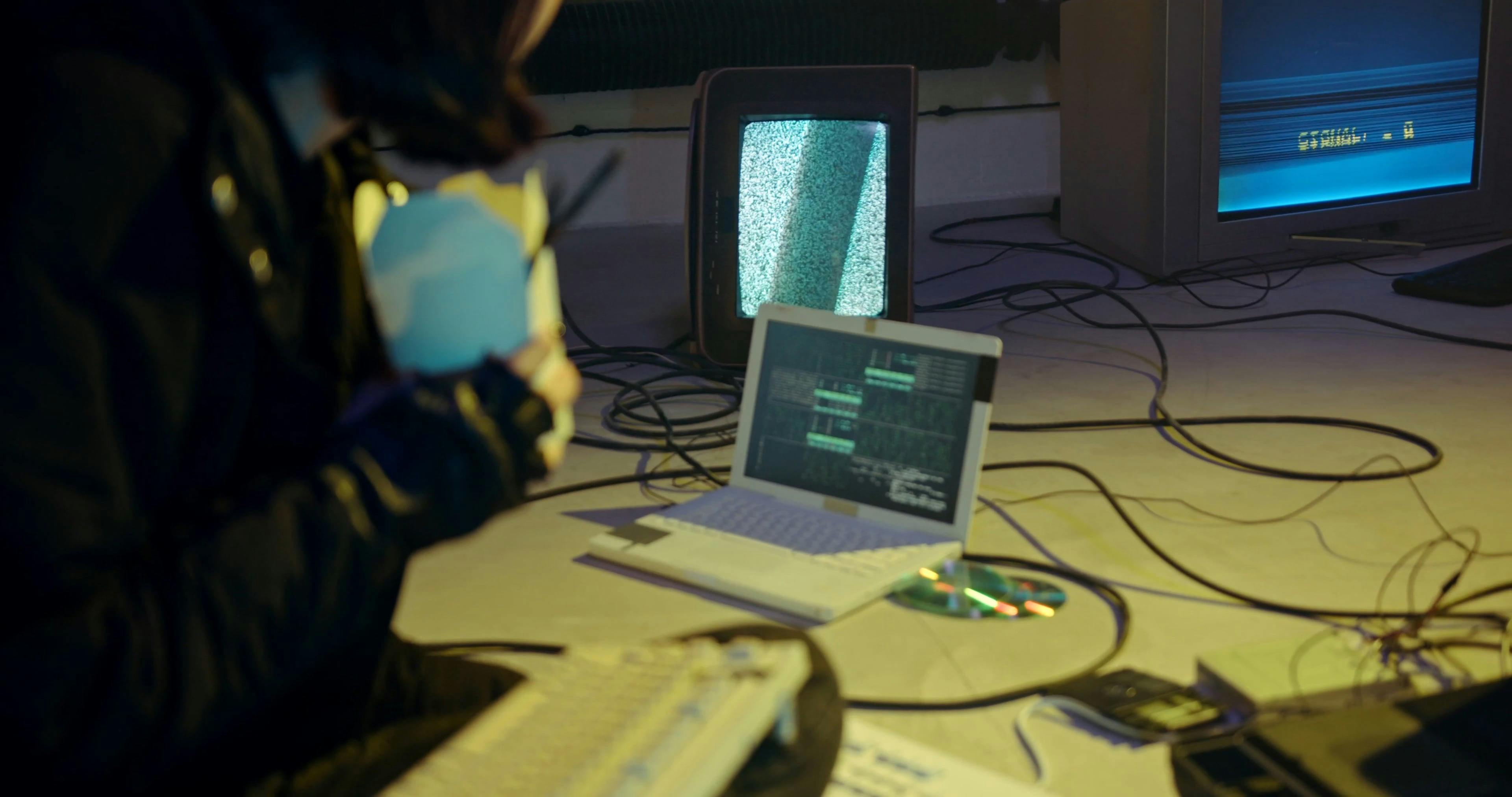 Programmer Den Videos, Download The BEST Free 4k Stock Video Footage ...