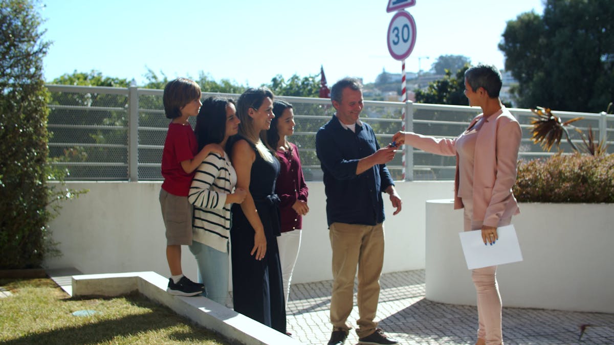 Handing Over Videos, Download The BEST Free 4k Stock Video Footage ...