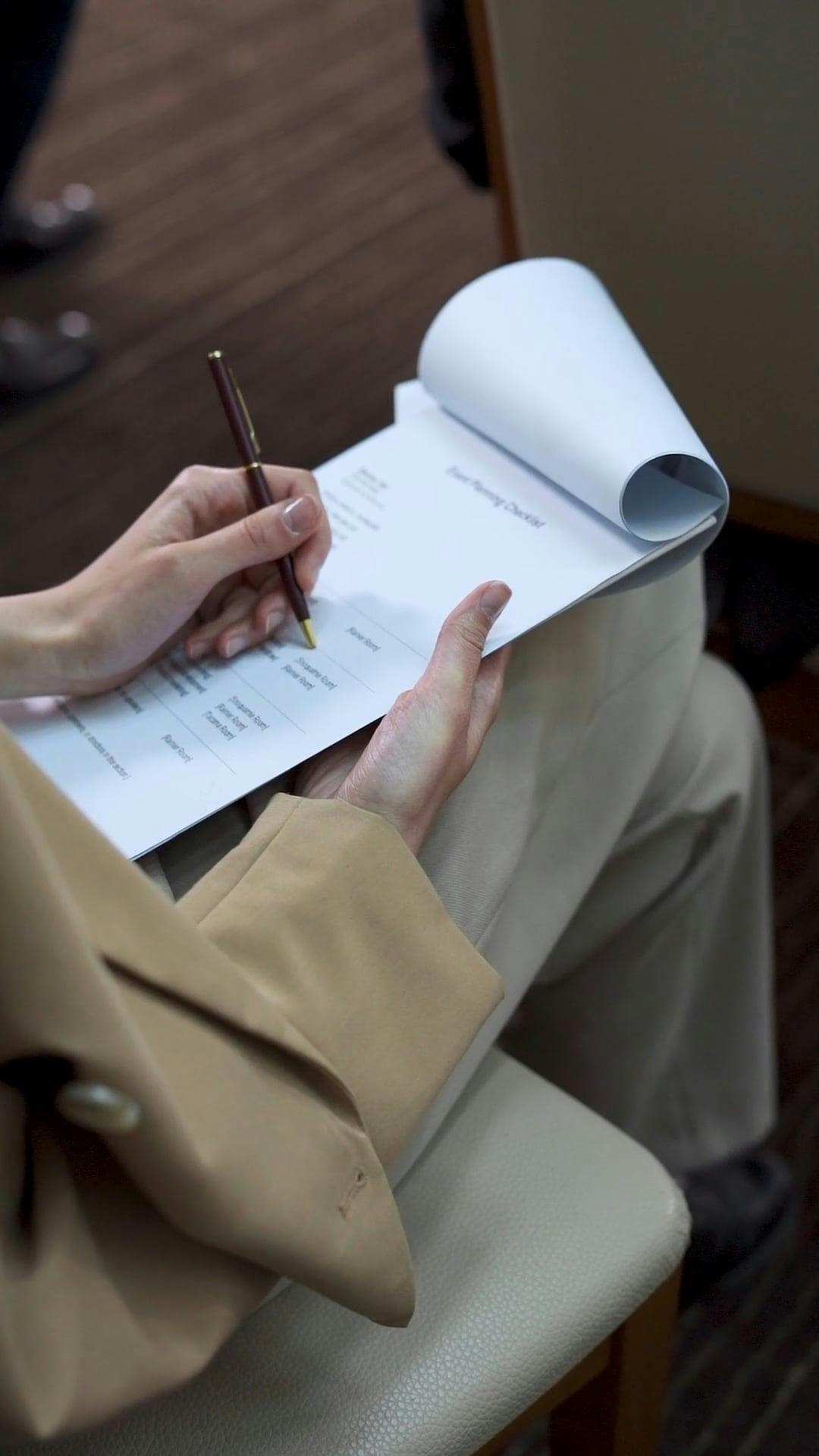 A People Signing a Contract Free Stock Video Footage, Royalty-Free 4K ...