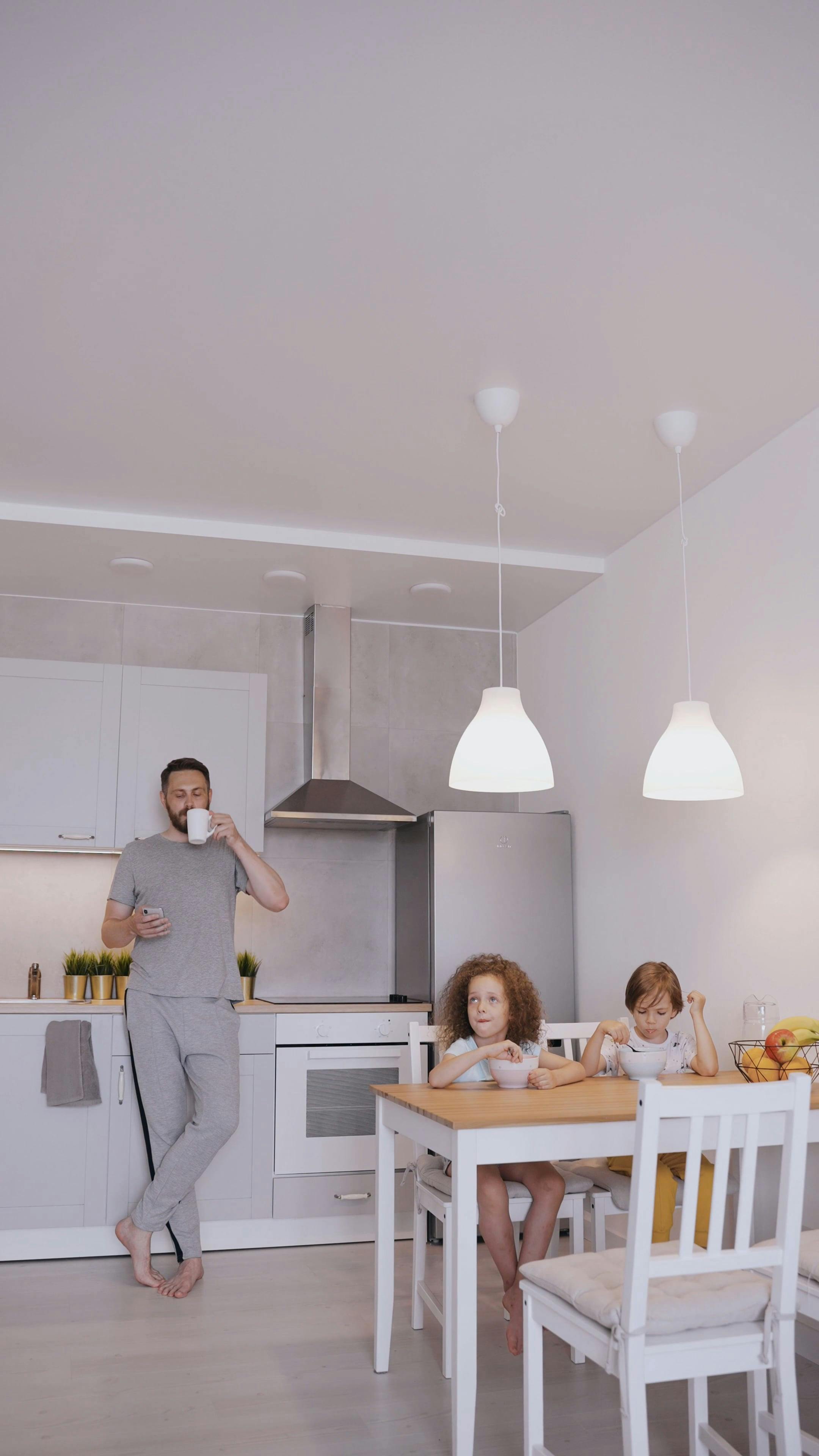 Children Eating Videos, Download The BEST Free 4k Stock Video Footage ...