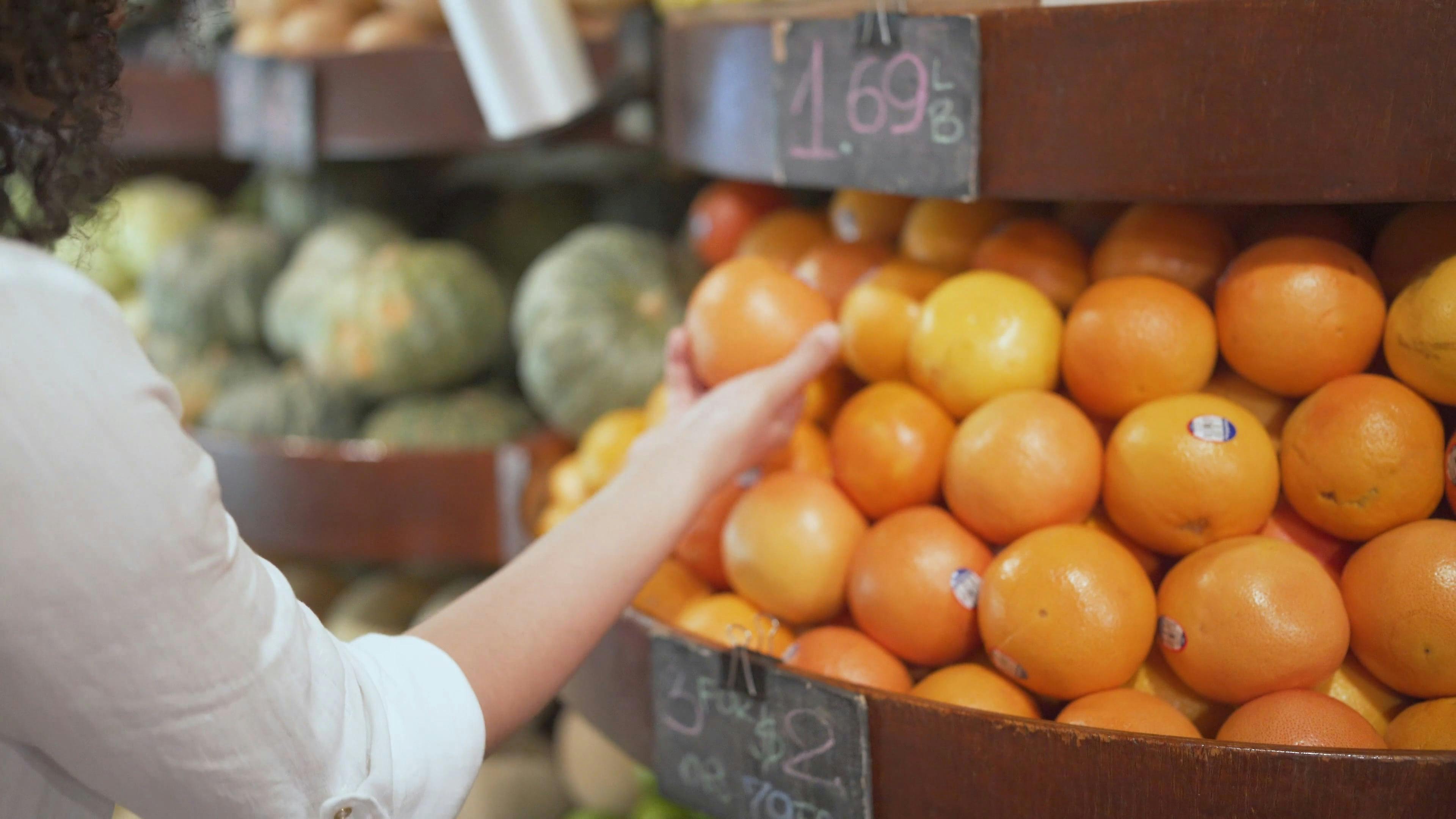Person Shopping For Oranges Free Stock Video Footage, Royalty-Free 4K ...