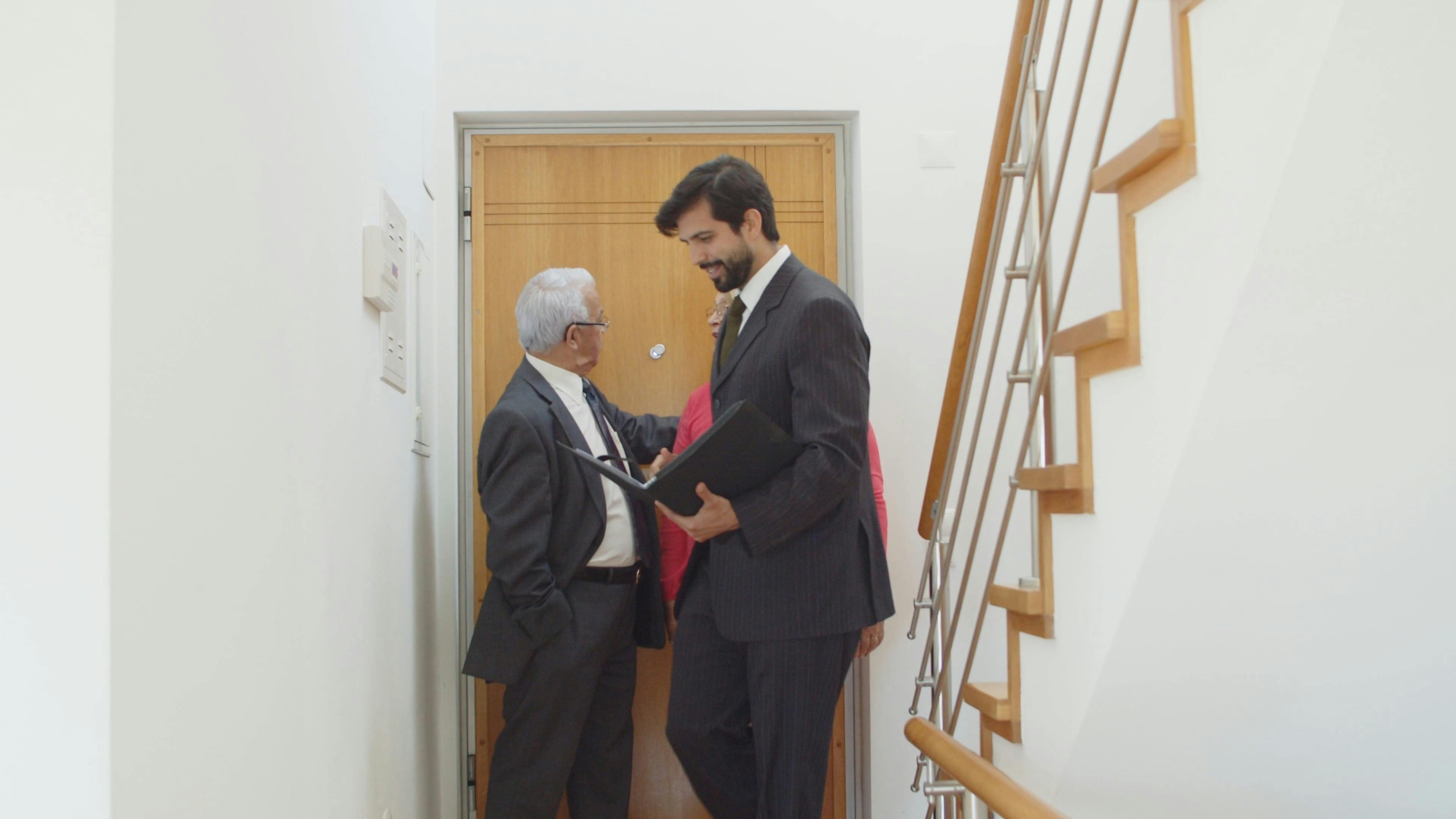 Binder Av Live Videos, Download The BEST Free 4k Stock Video Footage ...