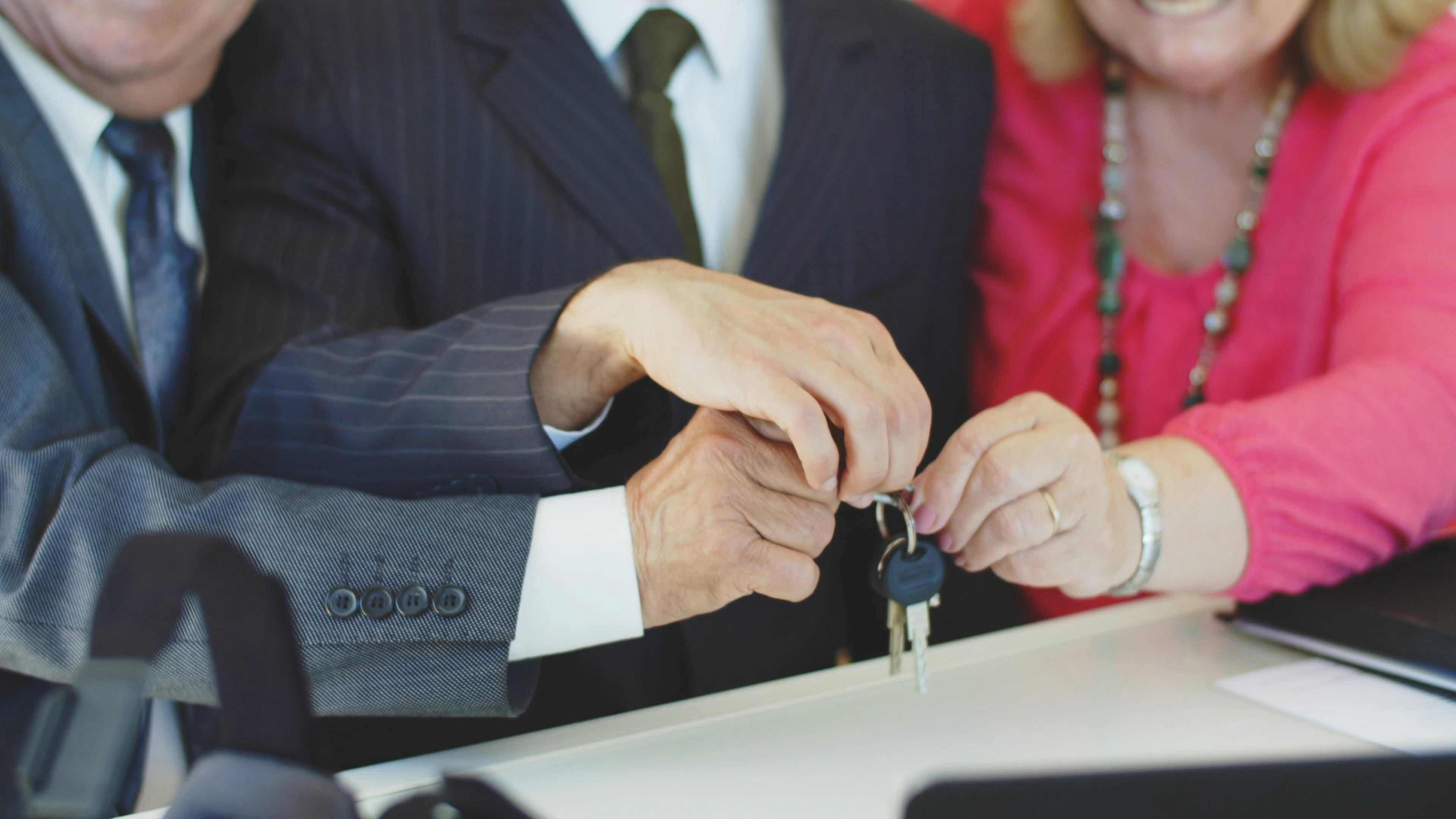 Real Estate Deal Videos, Download The BEST Free 4k Stock Video Footage ...