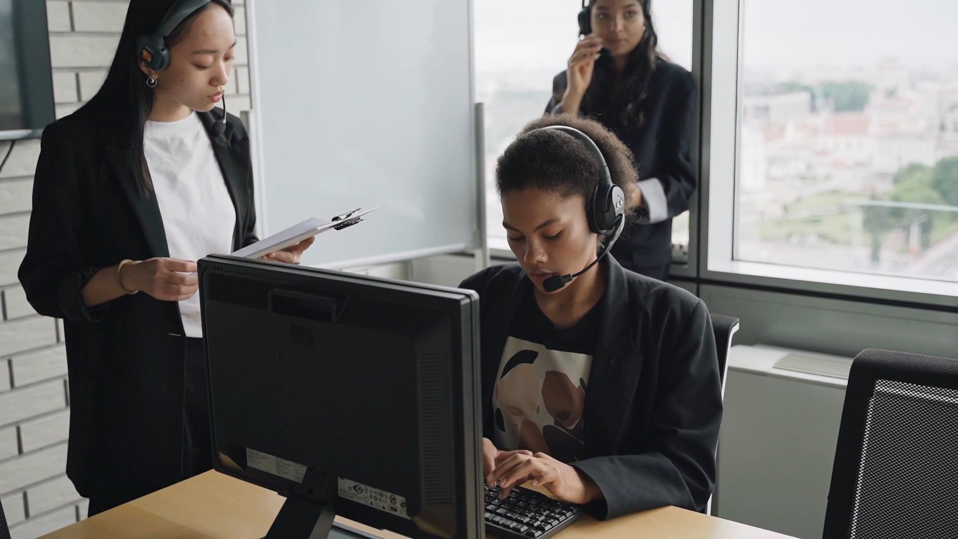 Agent With Workstation Videos, Download The BEST Free 4k Stock Video ...