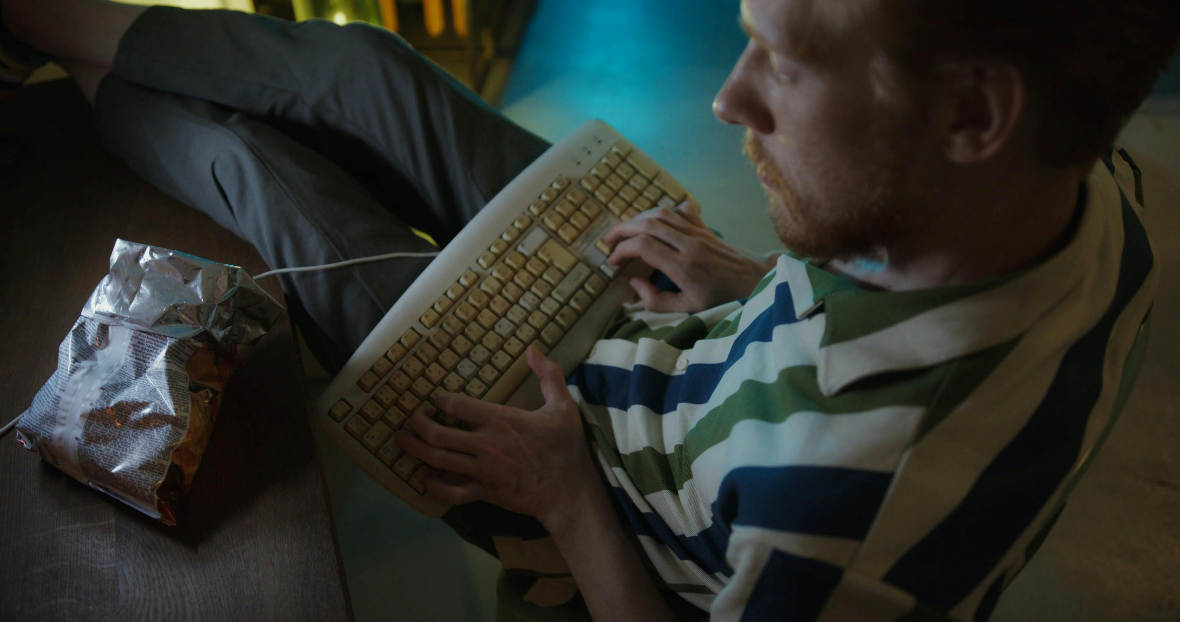 Man Using a Keyboard and Eating Free Stock Video Footage, Royalty-Free ...