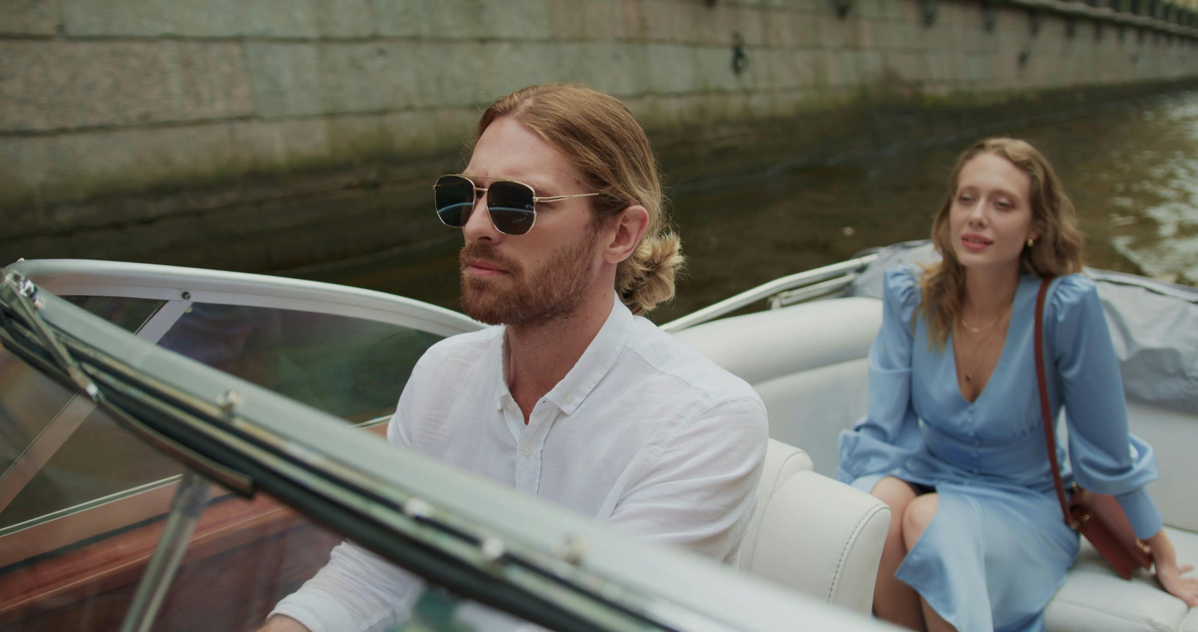 Men Docking Videos, Download The BEST Free 4k Stock Video Footage & Men ...