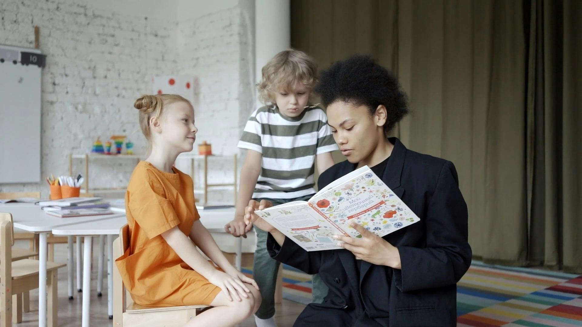 School Storytime Videos, Download The BEST Free 4k Stock Video Footage ...