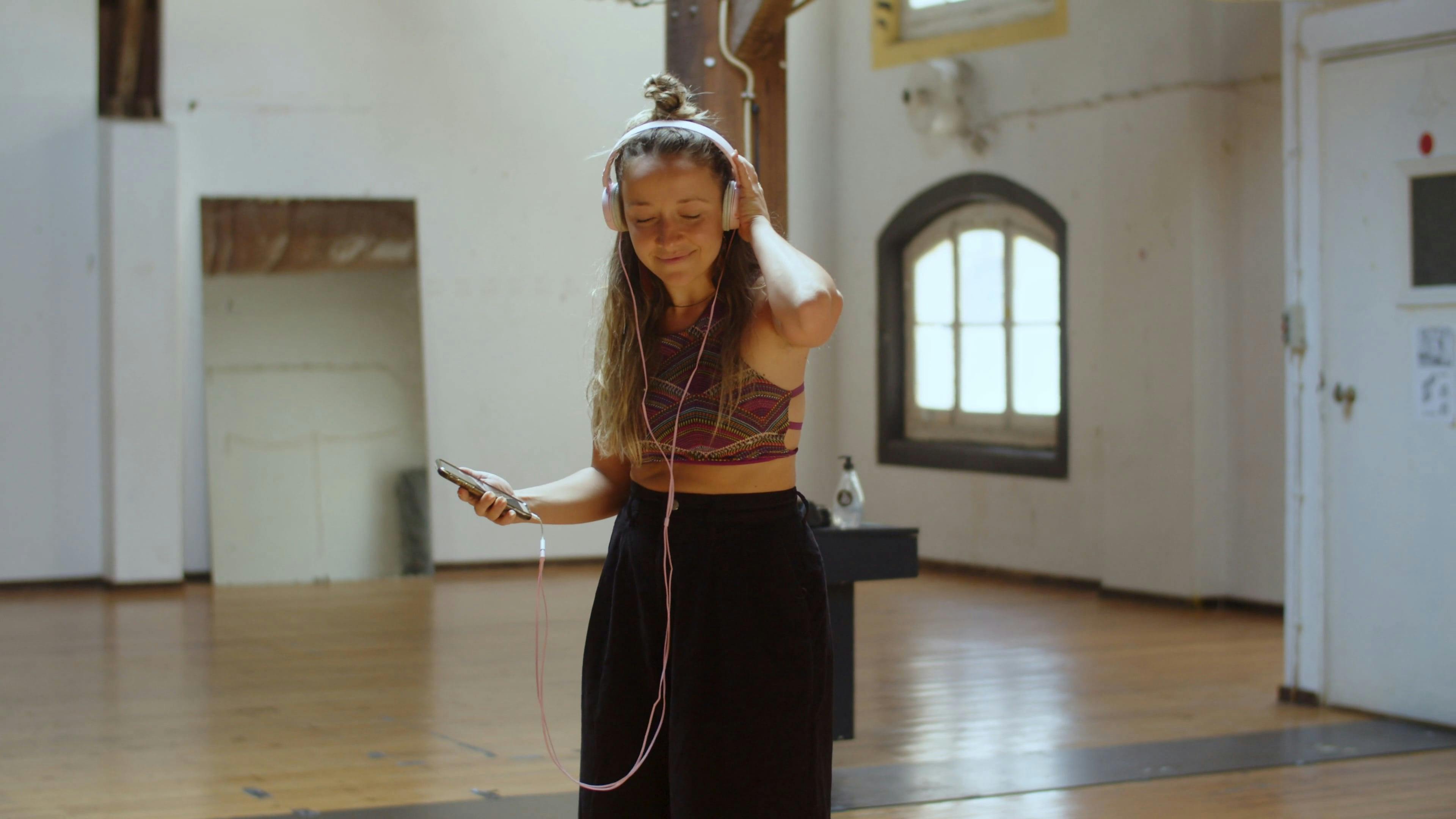 Wearing Beats Videos, Download The BEST Free 4k Stock Video Footage ...