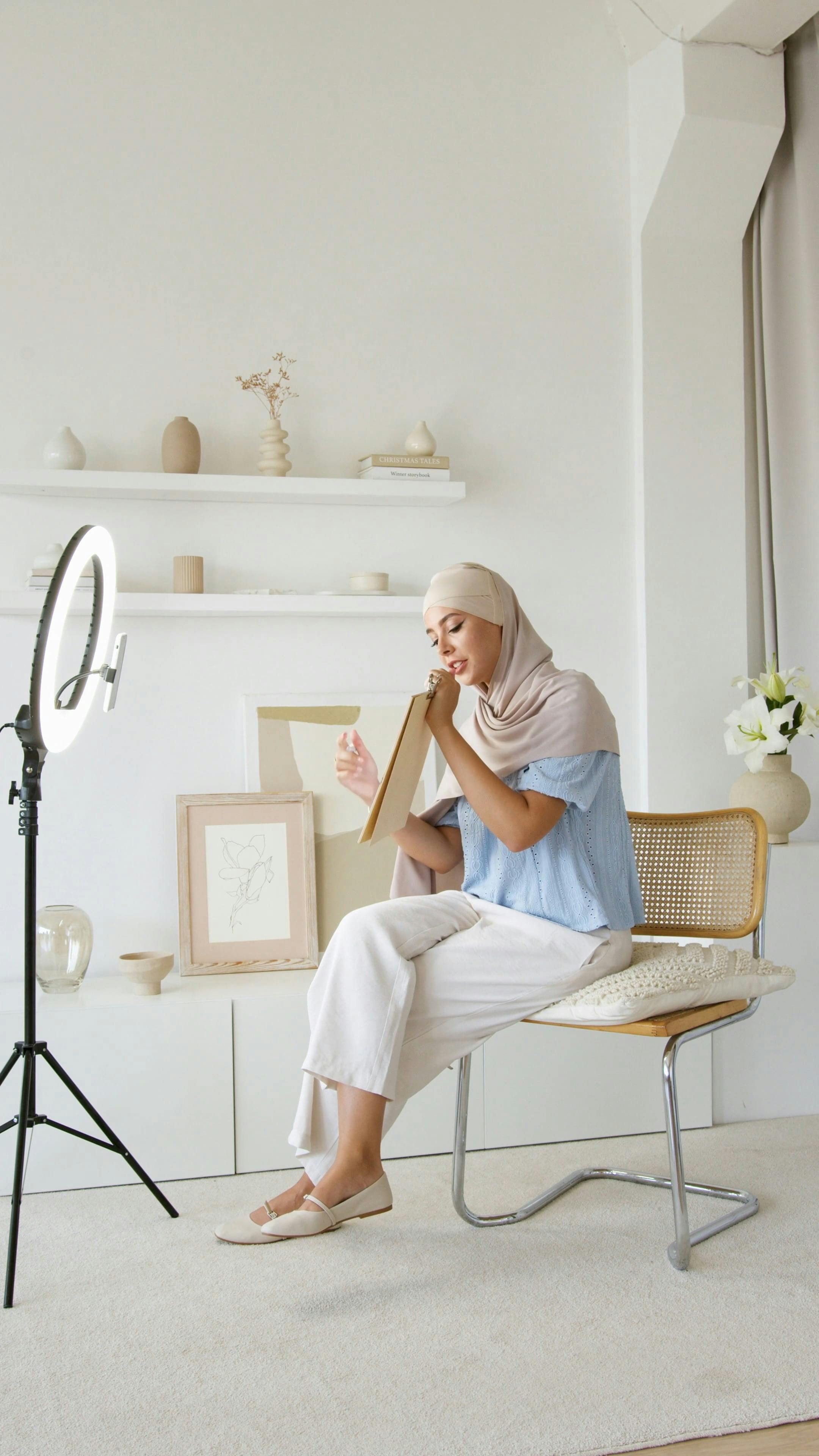 Lit Vlog Videos, Download The BEST Free 4k Stock Video Footage & Lit ...