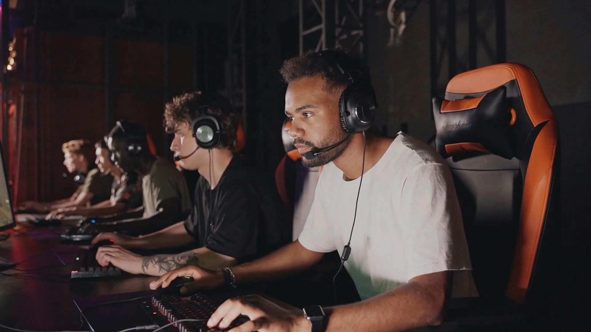 People Playing Computer Together Free Stock Video Footage, Royalty-Free ...