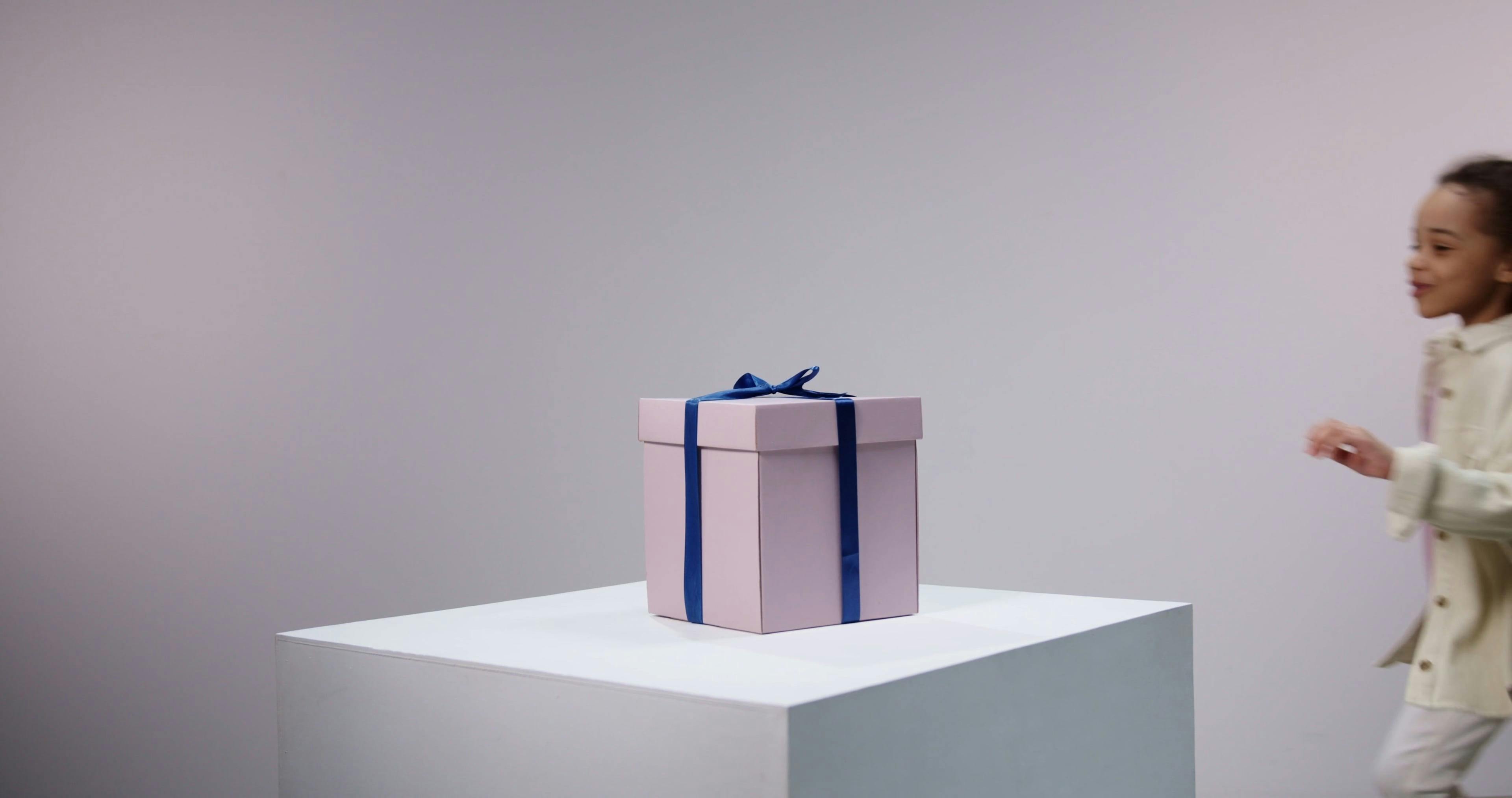 Gift Box Opening Animation Videos, Download The BEST Free 4k Stock ...