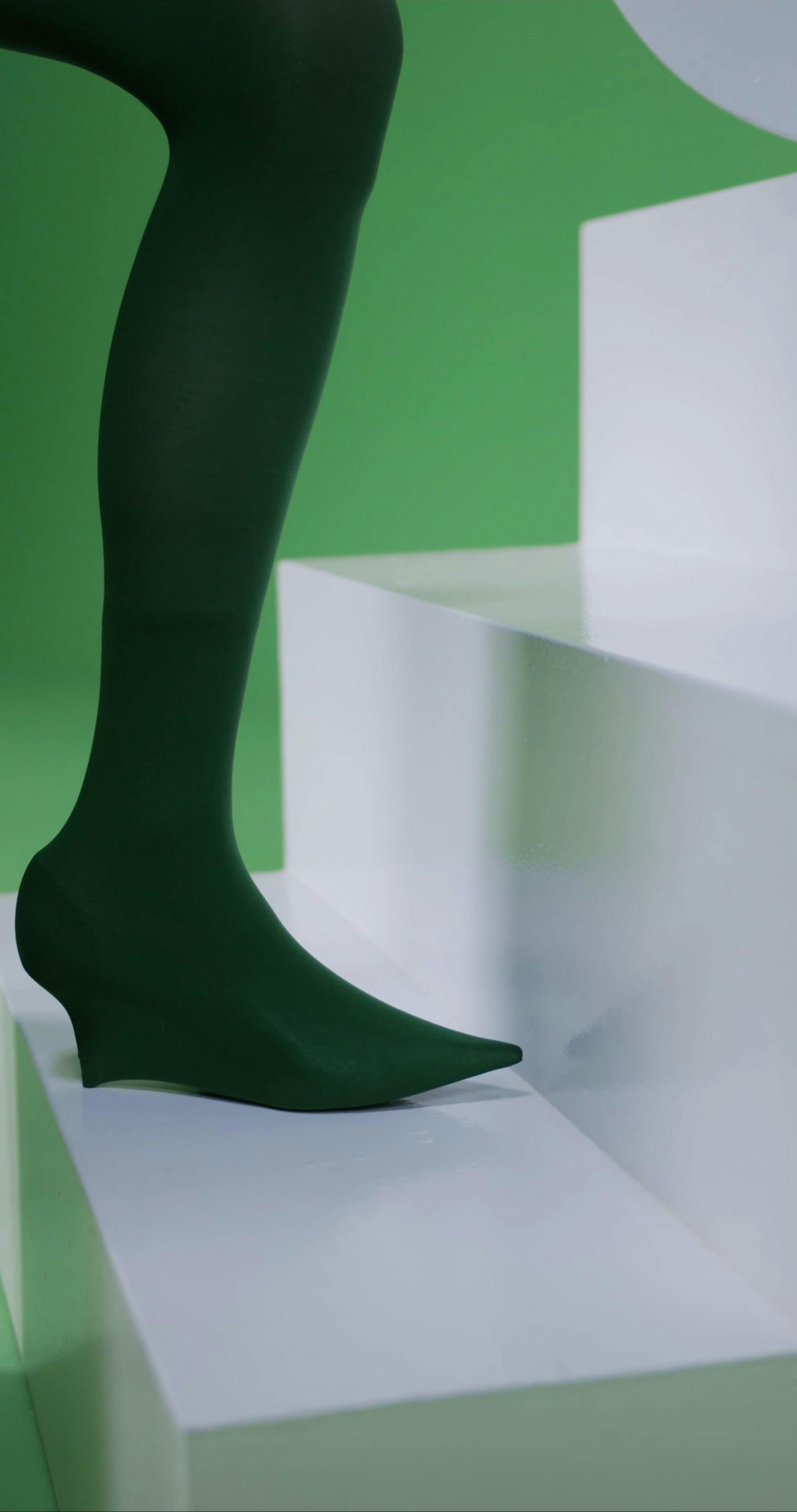 Walking Green Screen Videos, Download The BEST Free 4k Stock Video ...