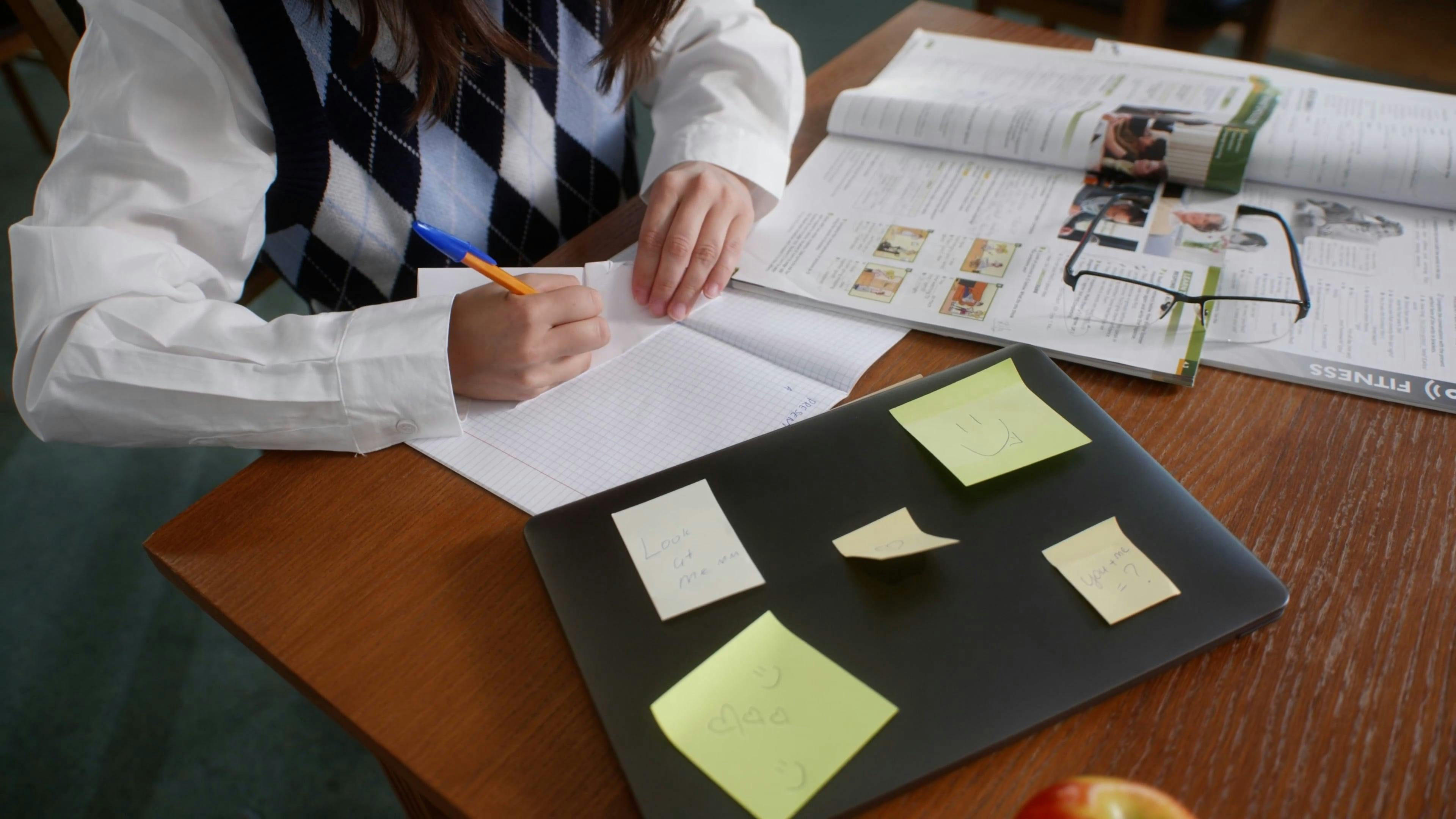 Fold Notes Videos, Download The BEST Free 4k Stock Video Footage & Fold ...