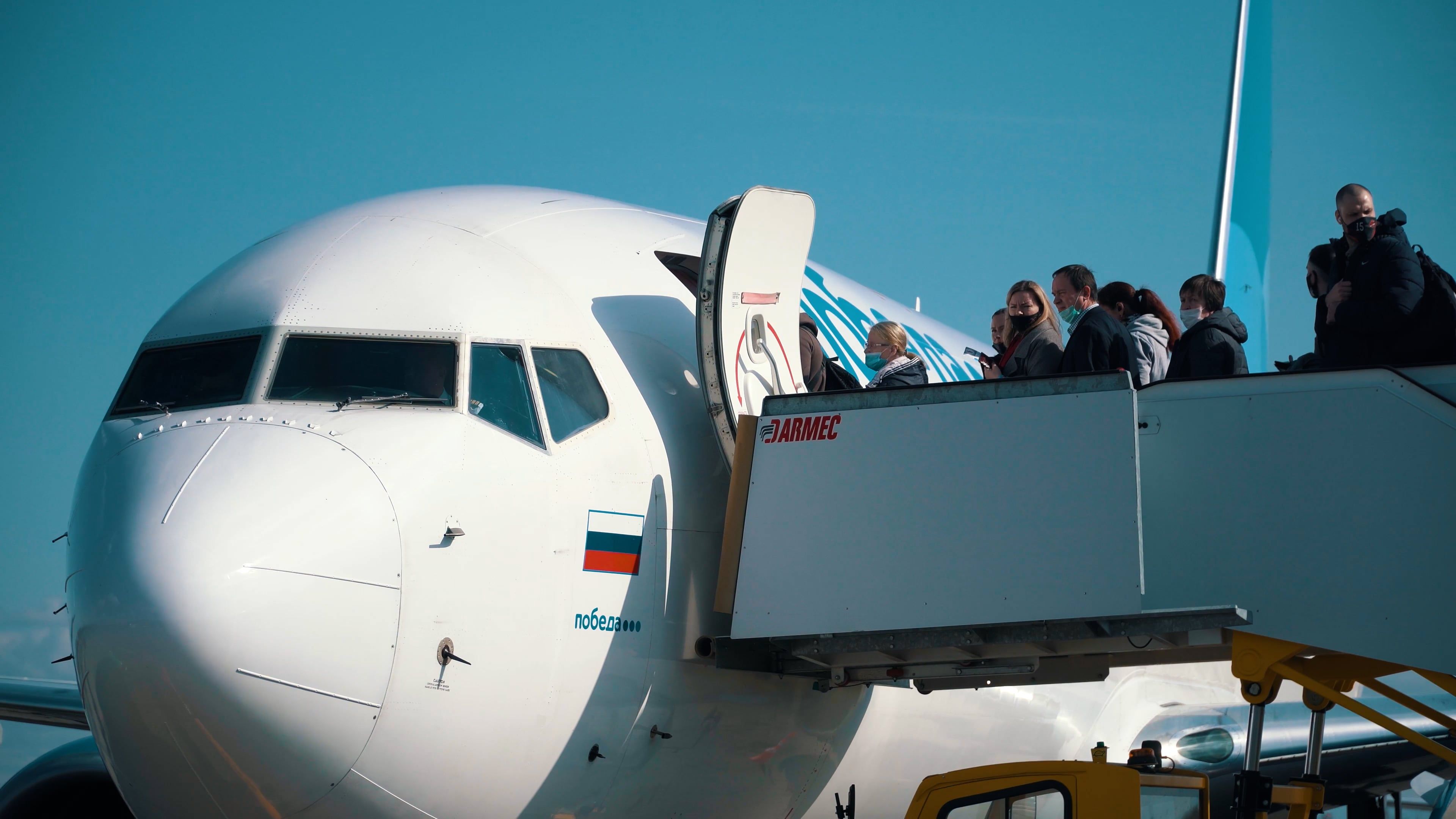 Passengers Getting On The Airplane Free Stock Video Footage, Royalty ...