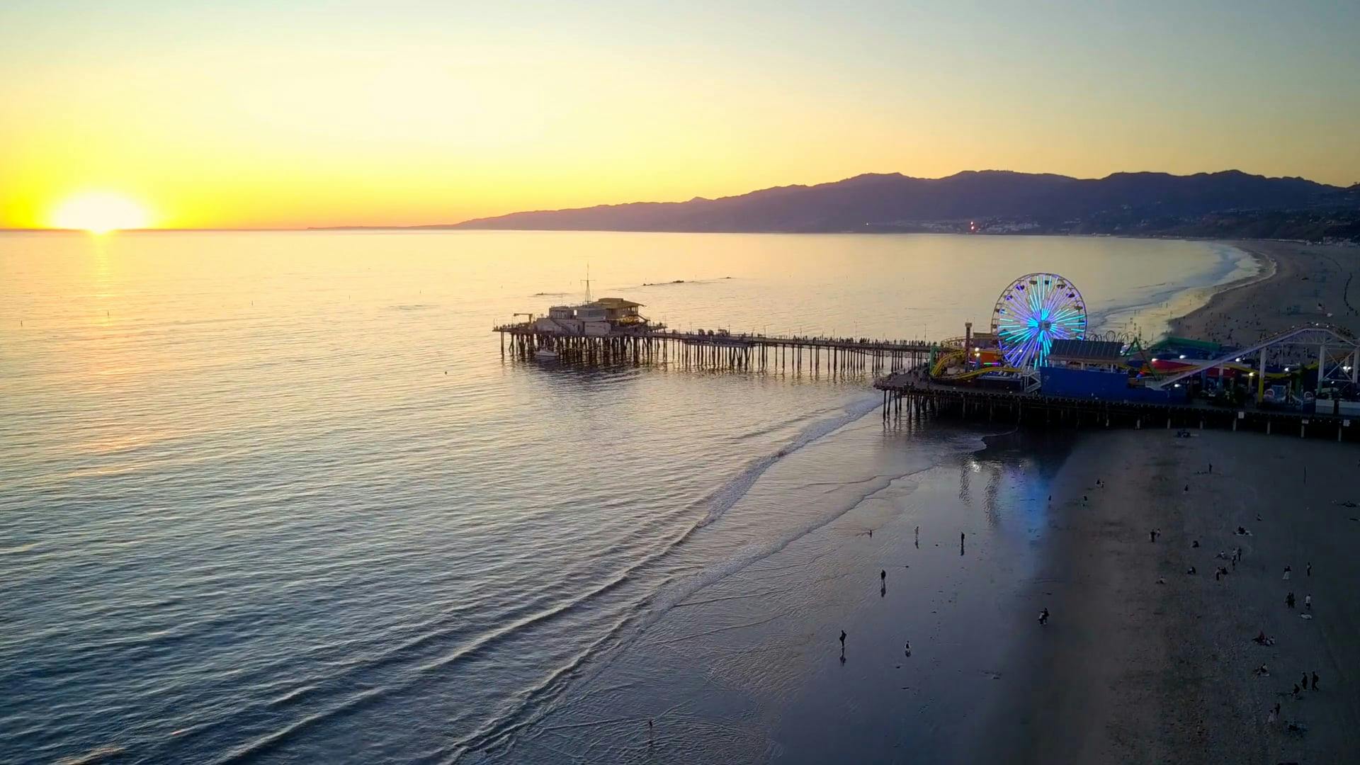 A View of the Sunset at the Santa Monica Pier Free Stock Video Footage ...